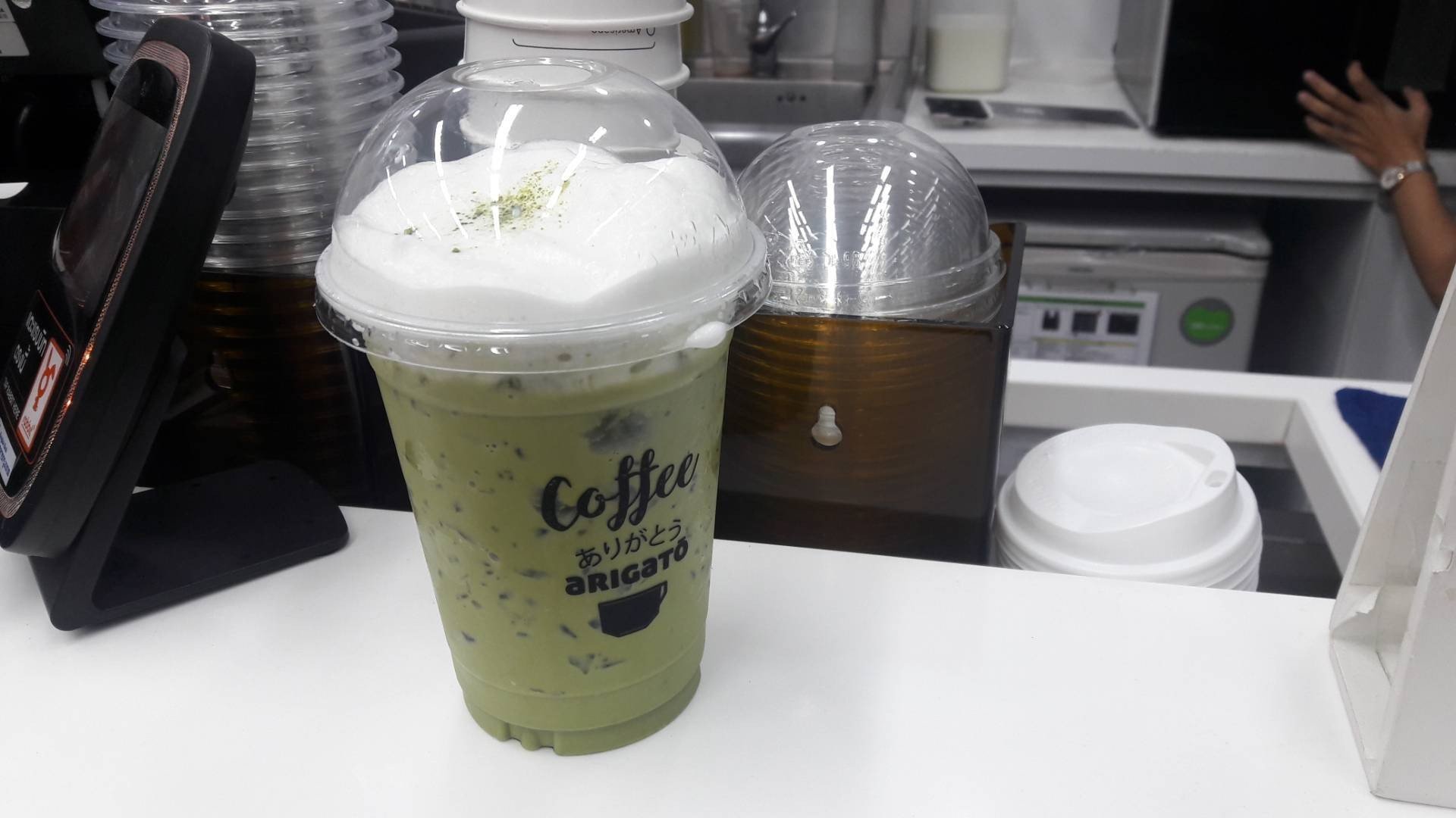 รีวิว Fami Cafe Chidlom - ไปอีกขั้น ของ Family งัดชาเขียวมาสู้กัน