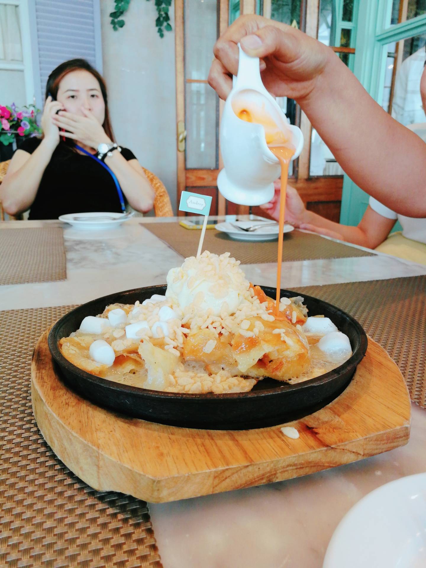 รีวิว Audrey Cafe des Fleurs EmQuartier ชั้น 8 (ตึก Helix Quarter ...