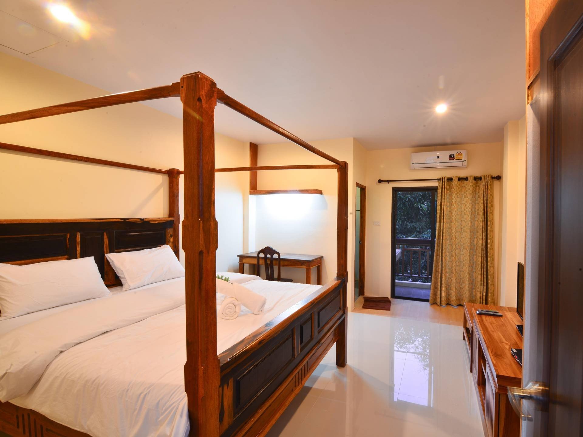 เดอะบูนเฮ้าส์ (The Boon House) - รีวิวที่พัก