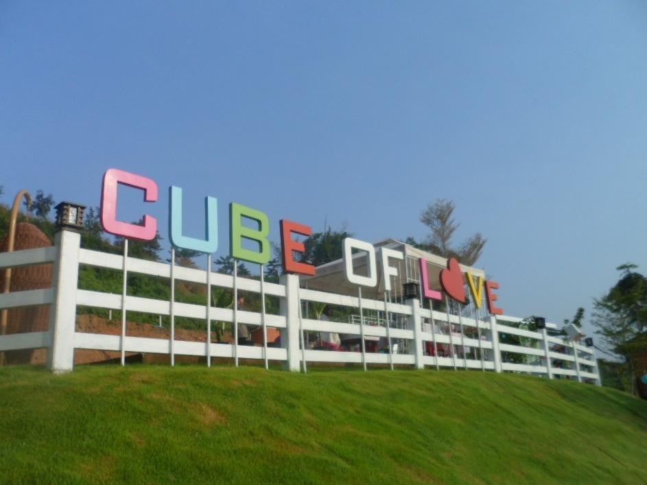 ไฮคิวบ์รีสอร์ทแอทสวนผึ้ง (Hi Cube Resort At Suan Phueng) - รีวิวที่พัก ...