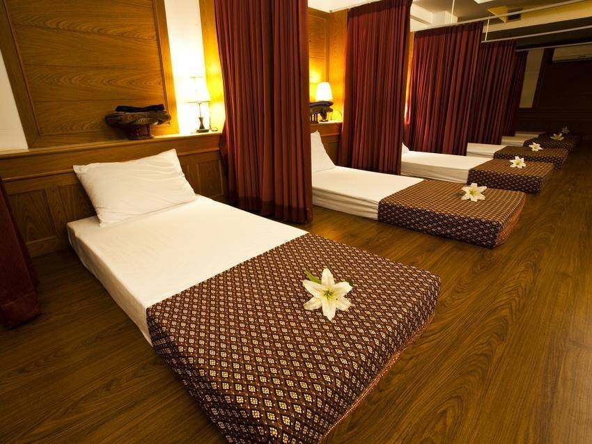 โรงแรมซาซ่า (Sasa Hotel) - รีวิวที่พัก