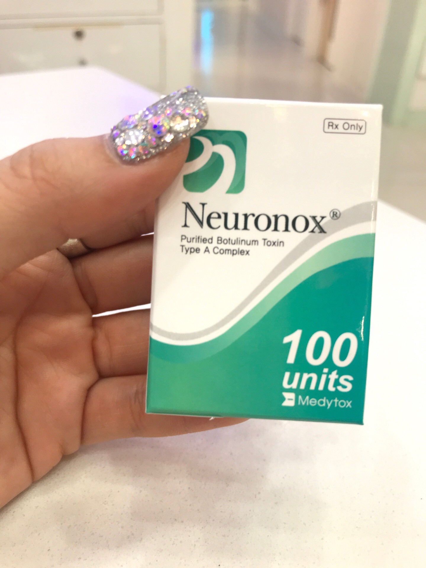 รีวิว V Square Clinic Botox Filler Center The Walk ราชพฤกษ์ - มาฉีดกราม ...