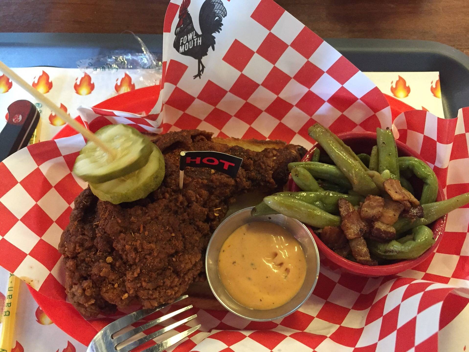 รีวิว Fowlmouth The Common Thonglor - ไก่ทอด Nashville