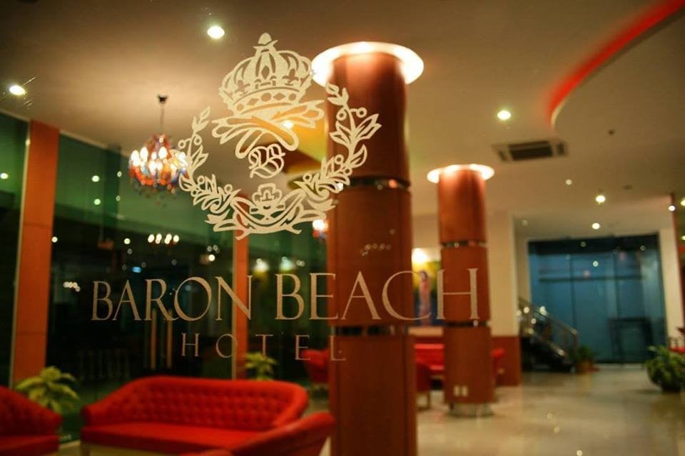 บารอน บีช โฮเทล (Baron Beach Hotel) - รีวิวที่พัก