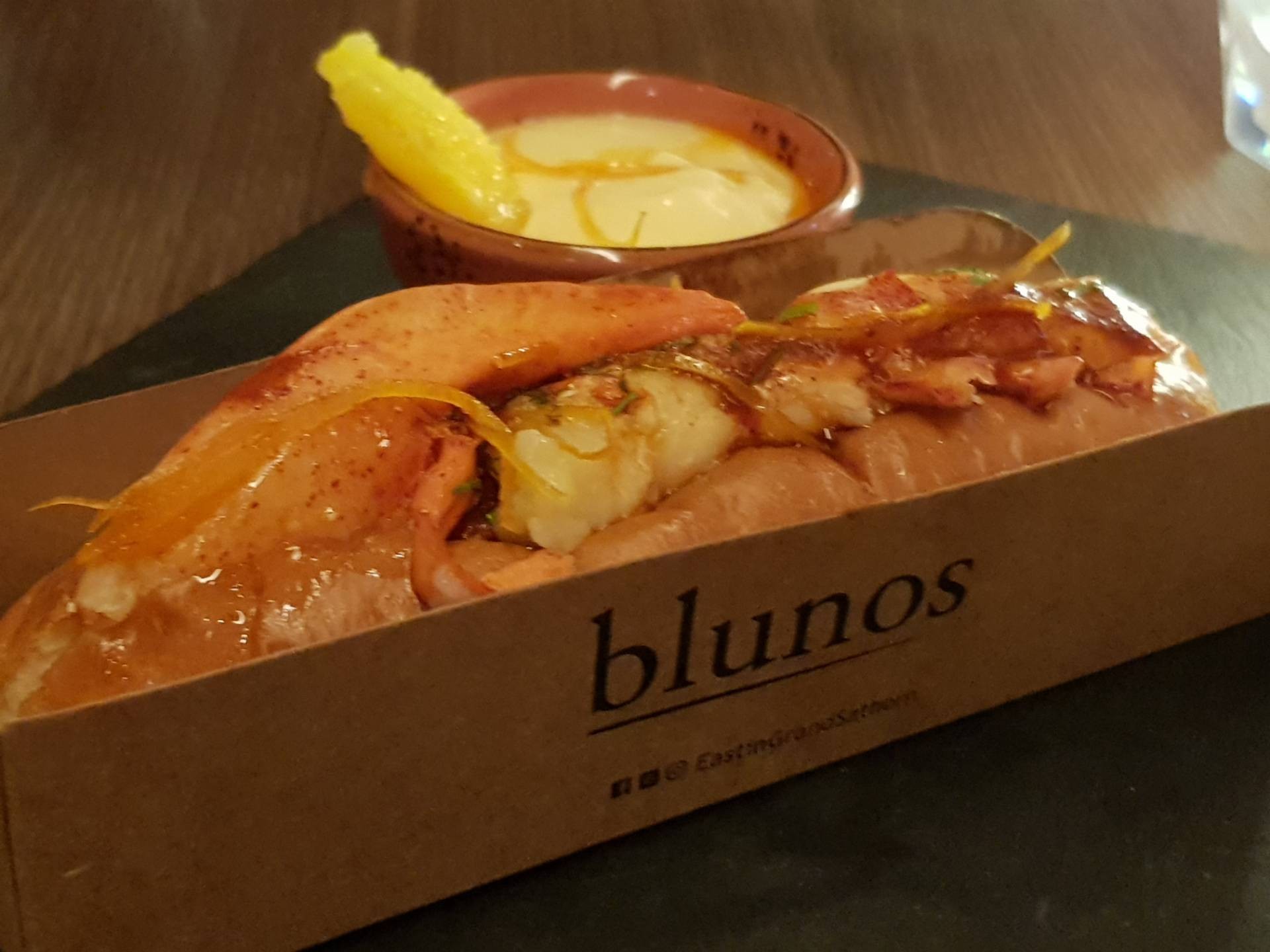 รีวิว Blunos Bangkok - เขฟ michilin 2 ดาว ในราคาที่เอื้อมถึง