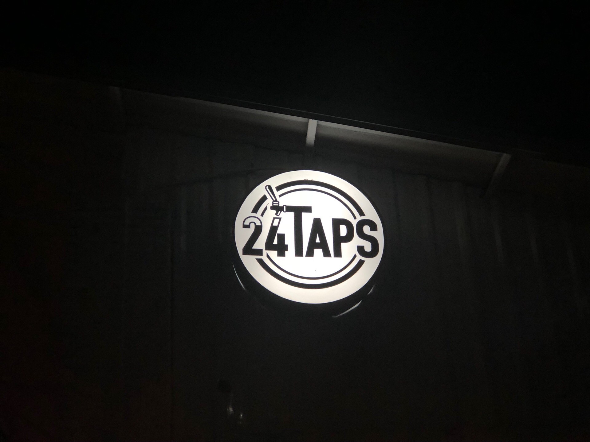 รีวิว 24 TAPS - ตั้งแต่เริ่มหัดทานคราฟต์เบียร์มา ร้านนี้น่าจะเป็นร้าน ...