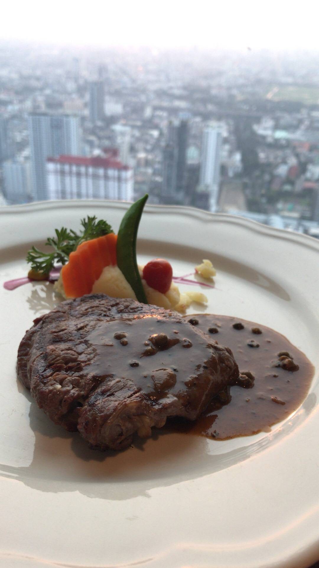 รีวิว STELLA PALACE 79th Fl. Baiyoke Sky Hotel - Caravan Buffet บนชั้น ...