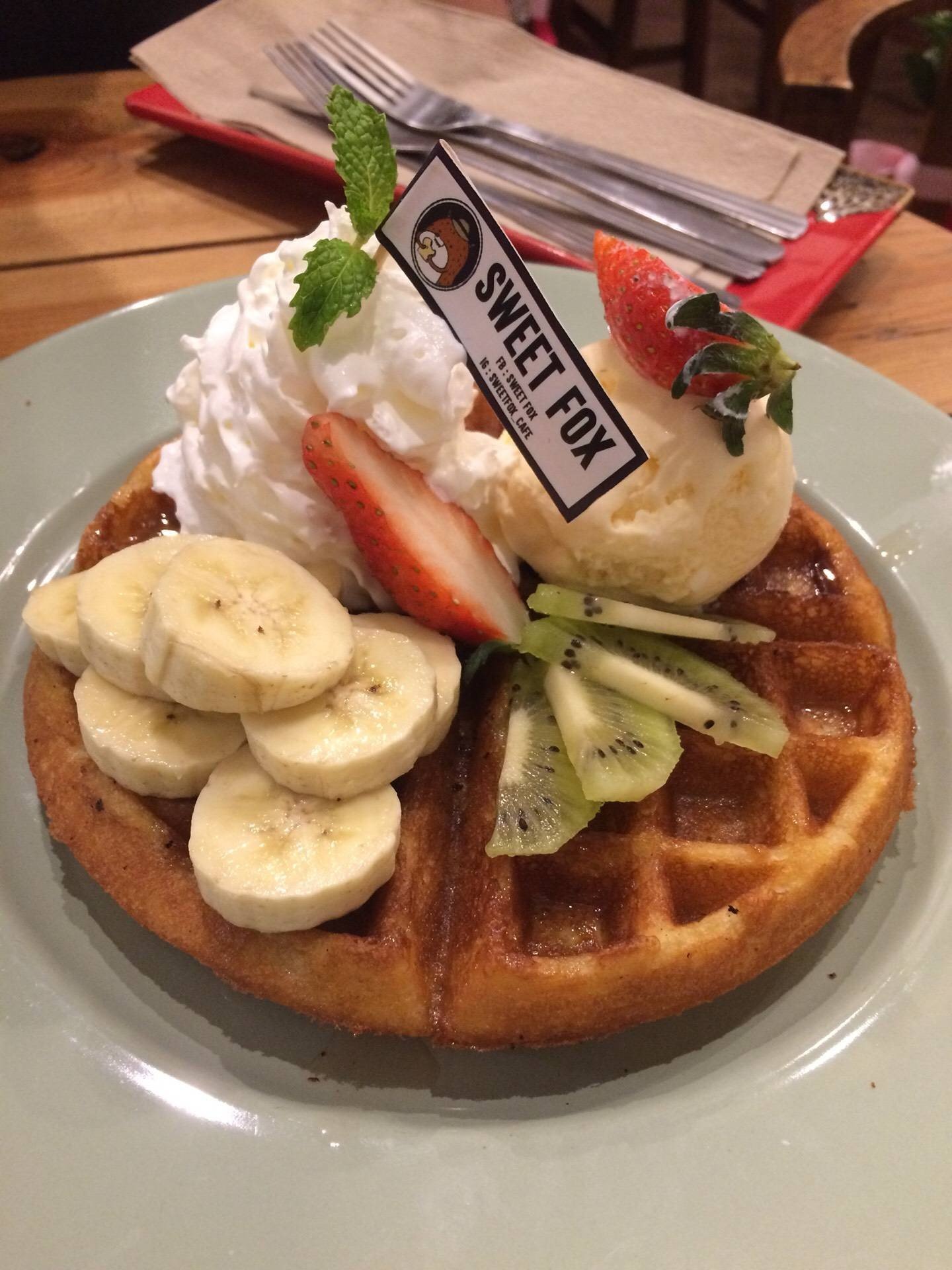 รีวิว Sweet Fox - แปลกใจอยู่ว่าทำไมดาวเยอะ