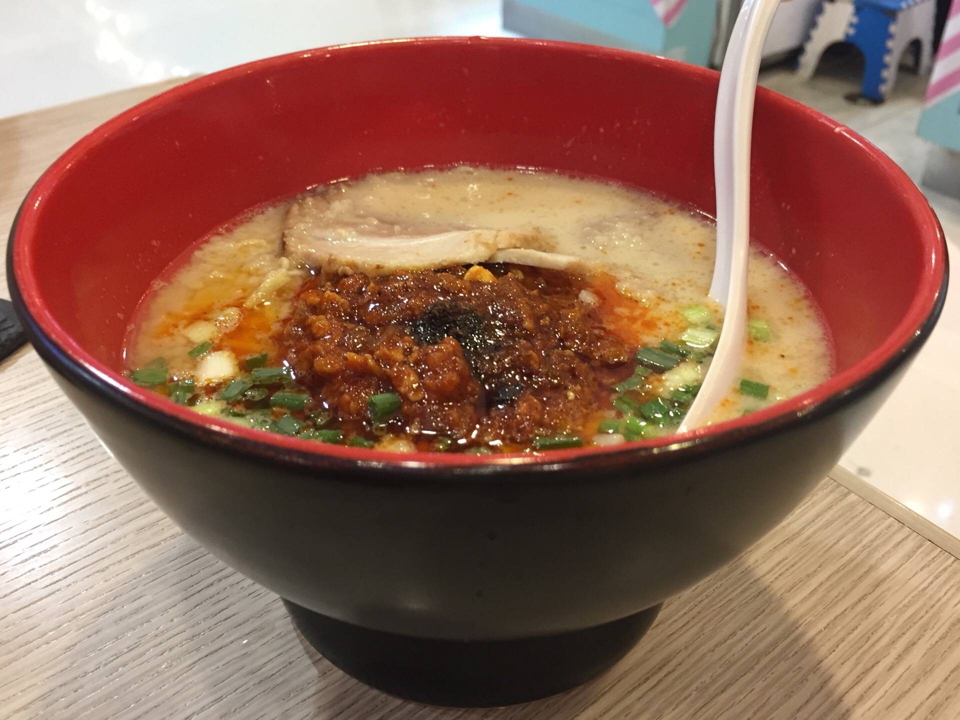 รีวิว Ramen Ippudo Terminal21 - สาขานี้บริการดี แต่ราเมงมันไปหน่อย