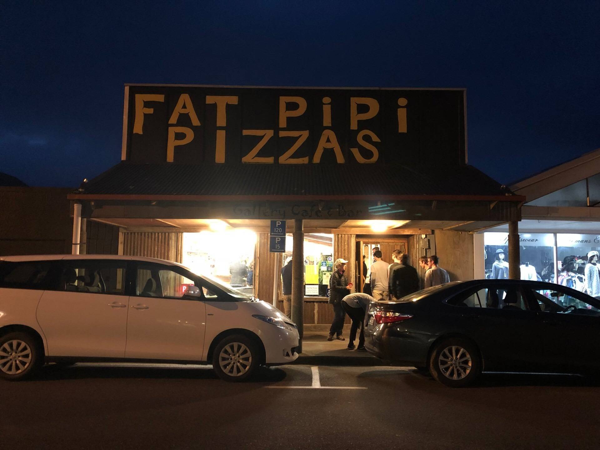 รีวิว Fat Pipi Pizzas - 🍕Pizza that worth waiting. - Wongnai