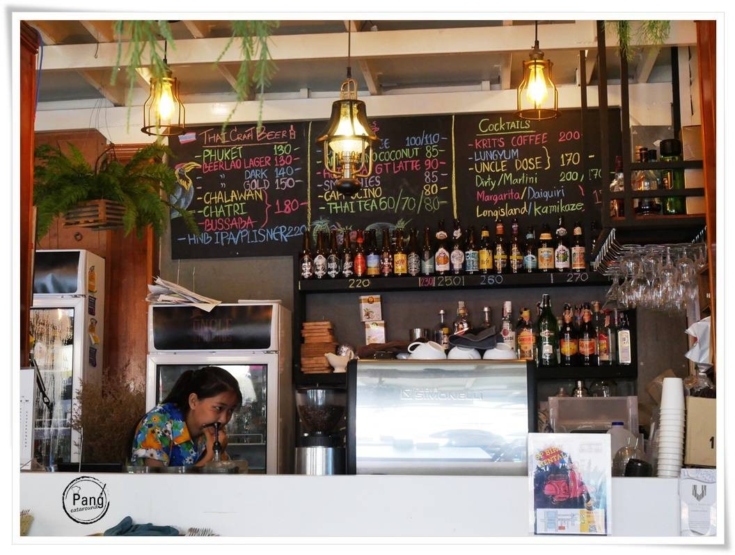 รีวิว Uncle & Friends Rustic Cafe Oldtown - แวะหลบร้อนกินกาแฟ