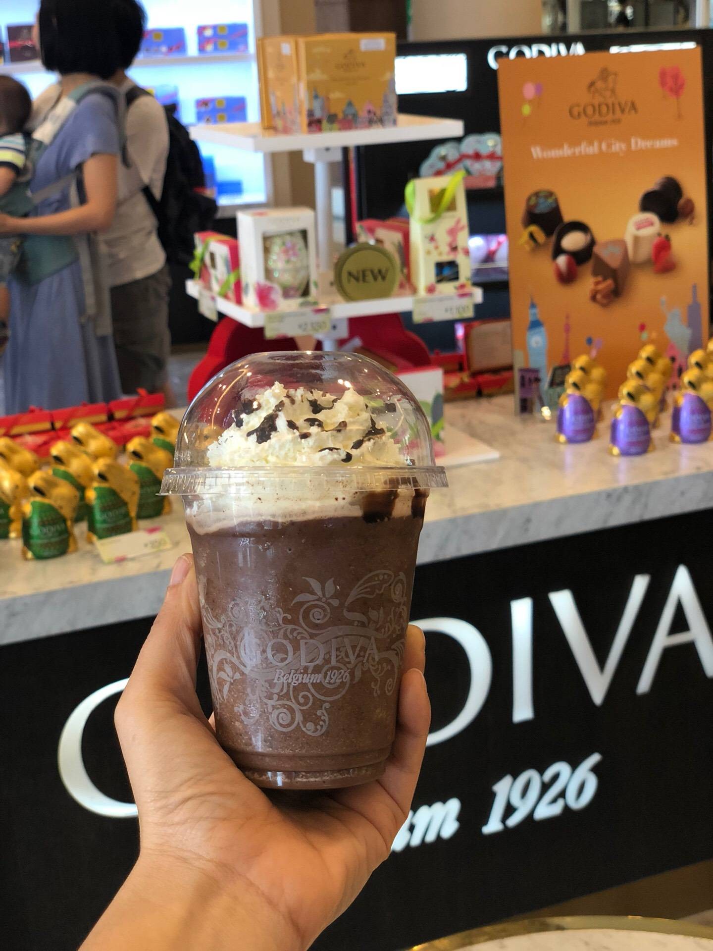 รีวิว GODIVA The Promenade - ช็อกโกแล็ตพรีเมี่ยมเข้มข้น ราคาไม่ค่อยเป็นมิตร
