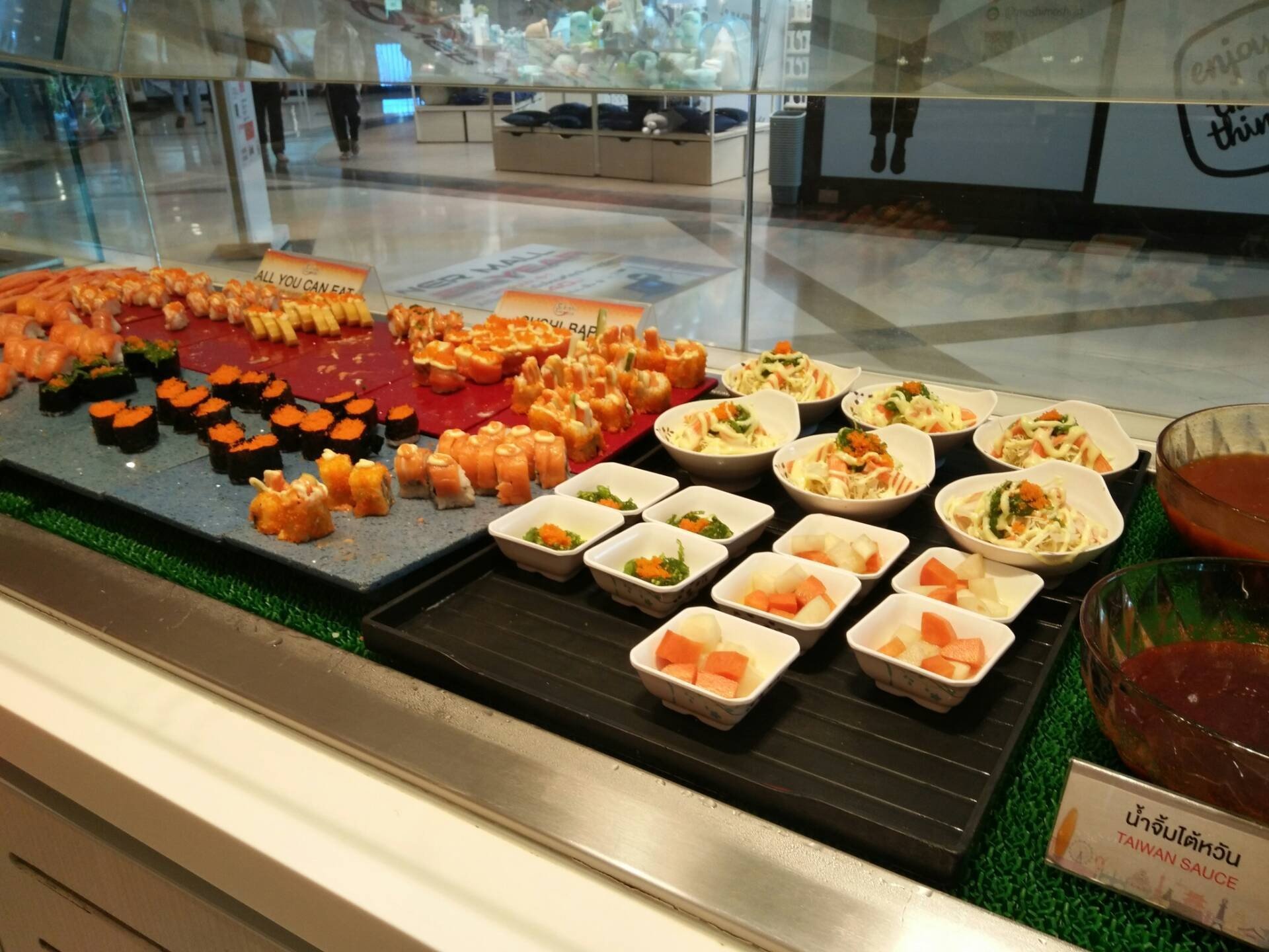ของกินเล่น ร้าน Sukishi Buffet เดอะมอลล์โคราช
