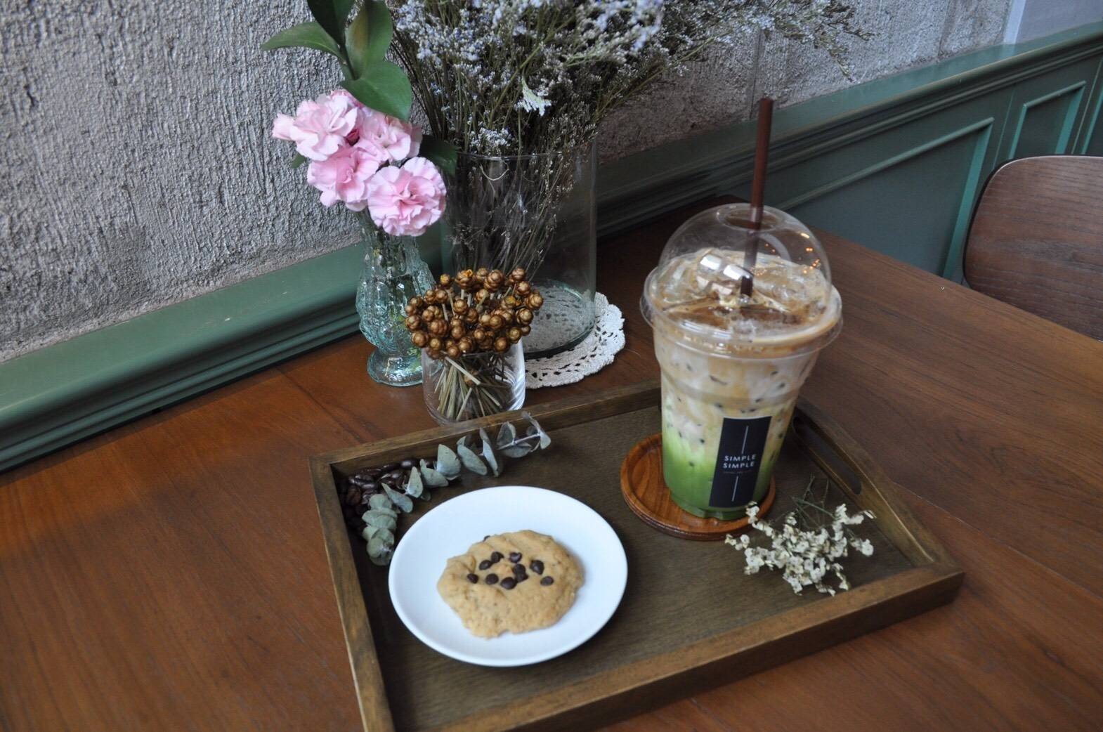 รีวิว Simple Simple Coffee And Cafe - คาเฟ่กาแฟและดริงค์สวยๆ