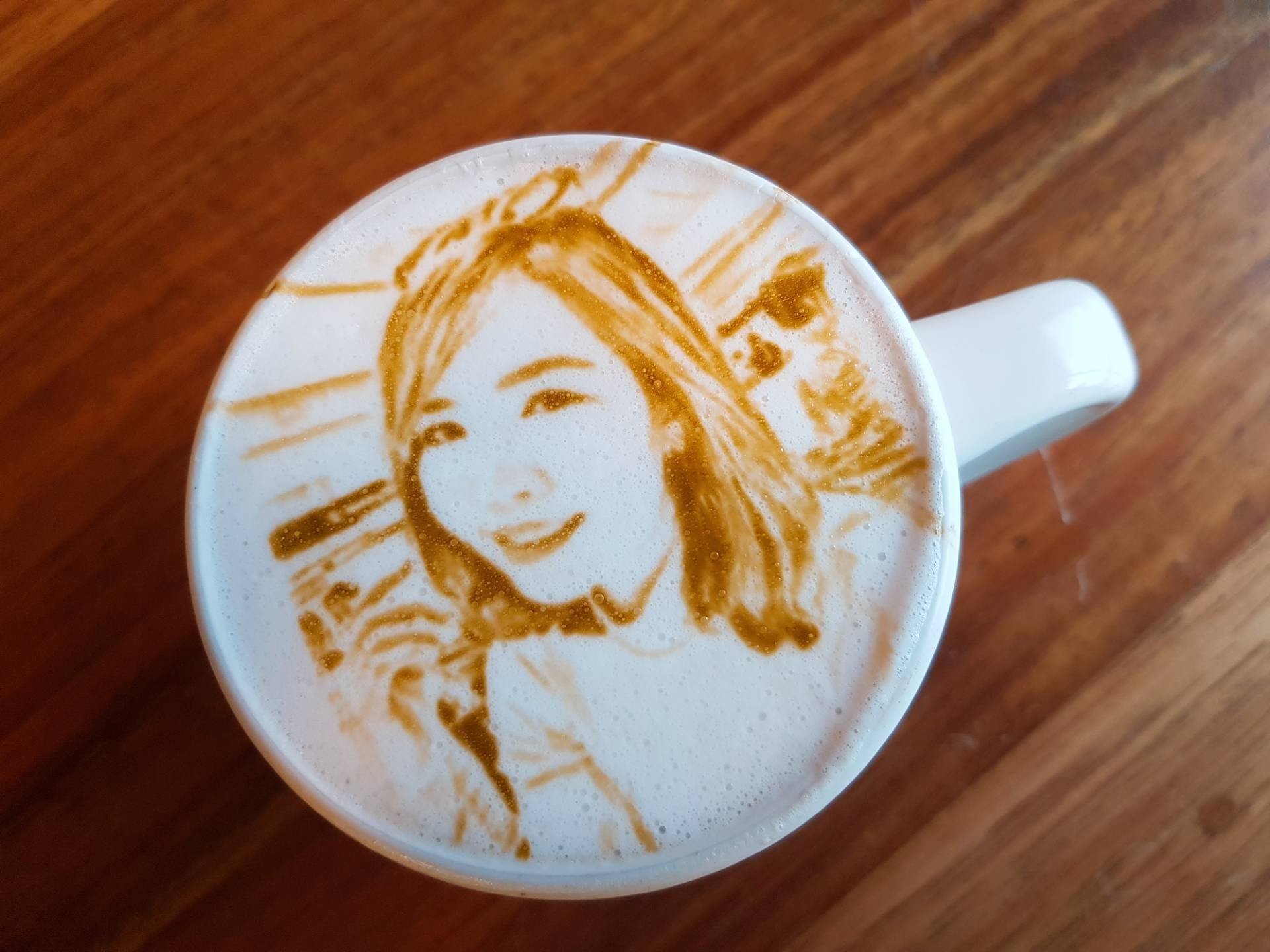รีวิว Yuk Coffee - เครื่องดื่มรสดี เพ้นท์รูปสวยๆ