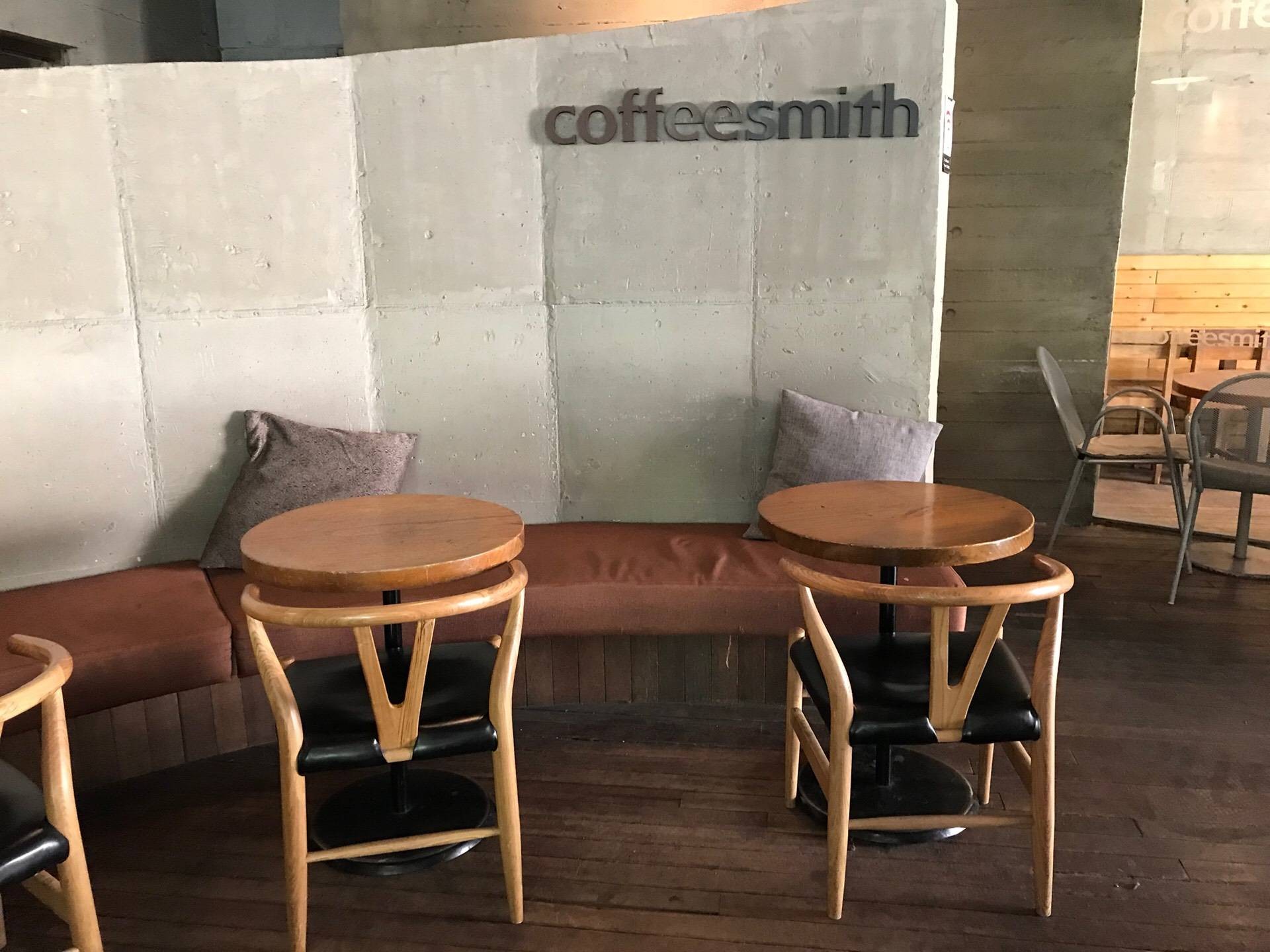 รีวิว Coffee Smith - กาแฟรสชาติโอ วาฟเฟิลจุใจ