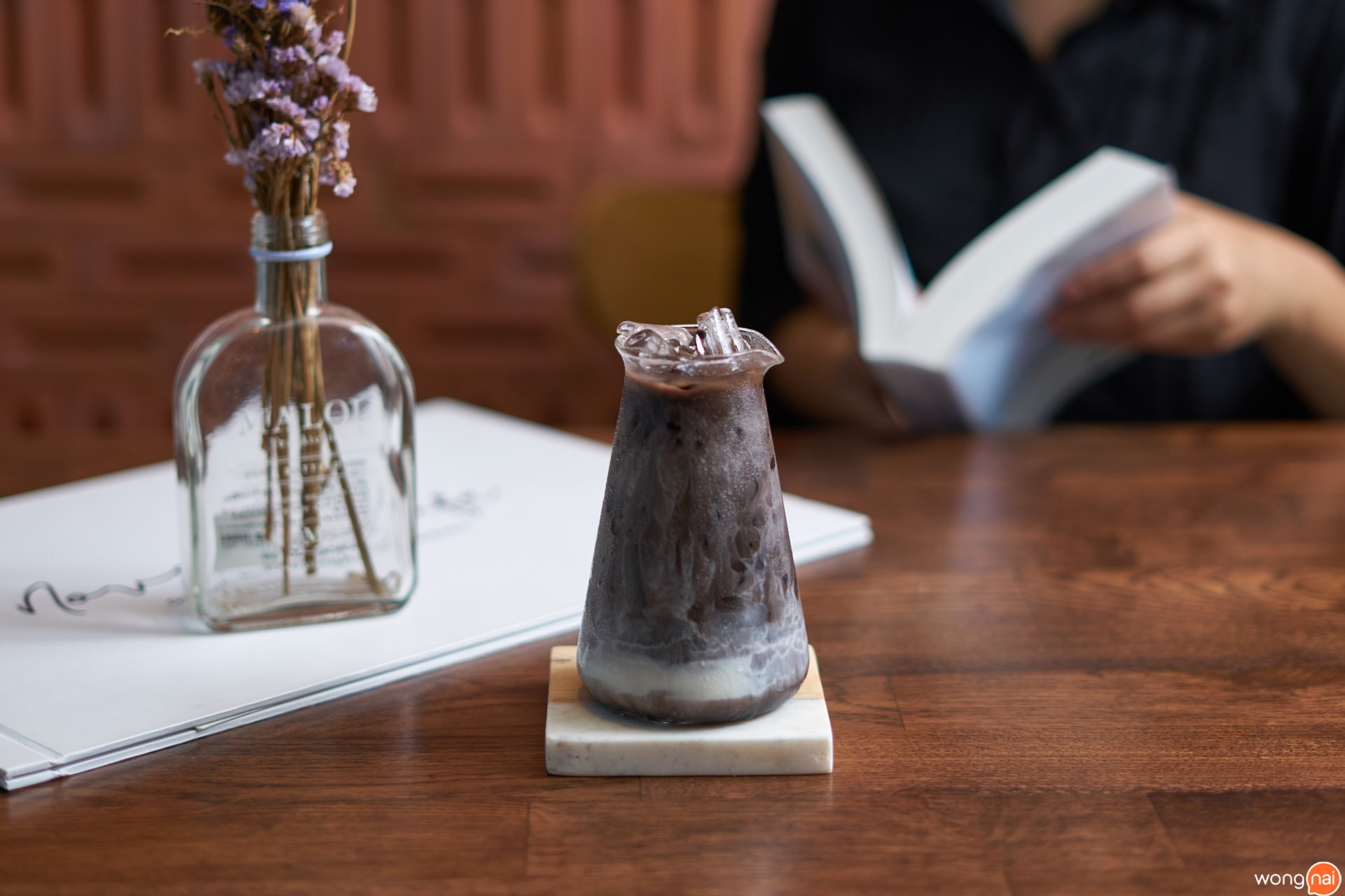 "November Cafe" คาเฟ่สไตล์คนเมือง อาหารสูตรคุณแม่ และเครื่องดื่มสุดฟิน