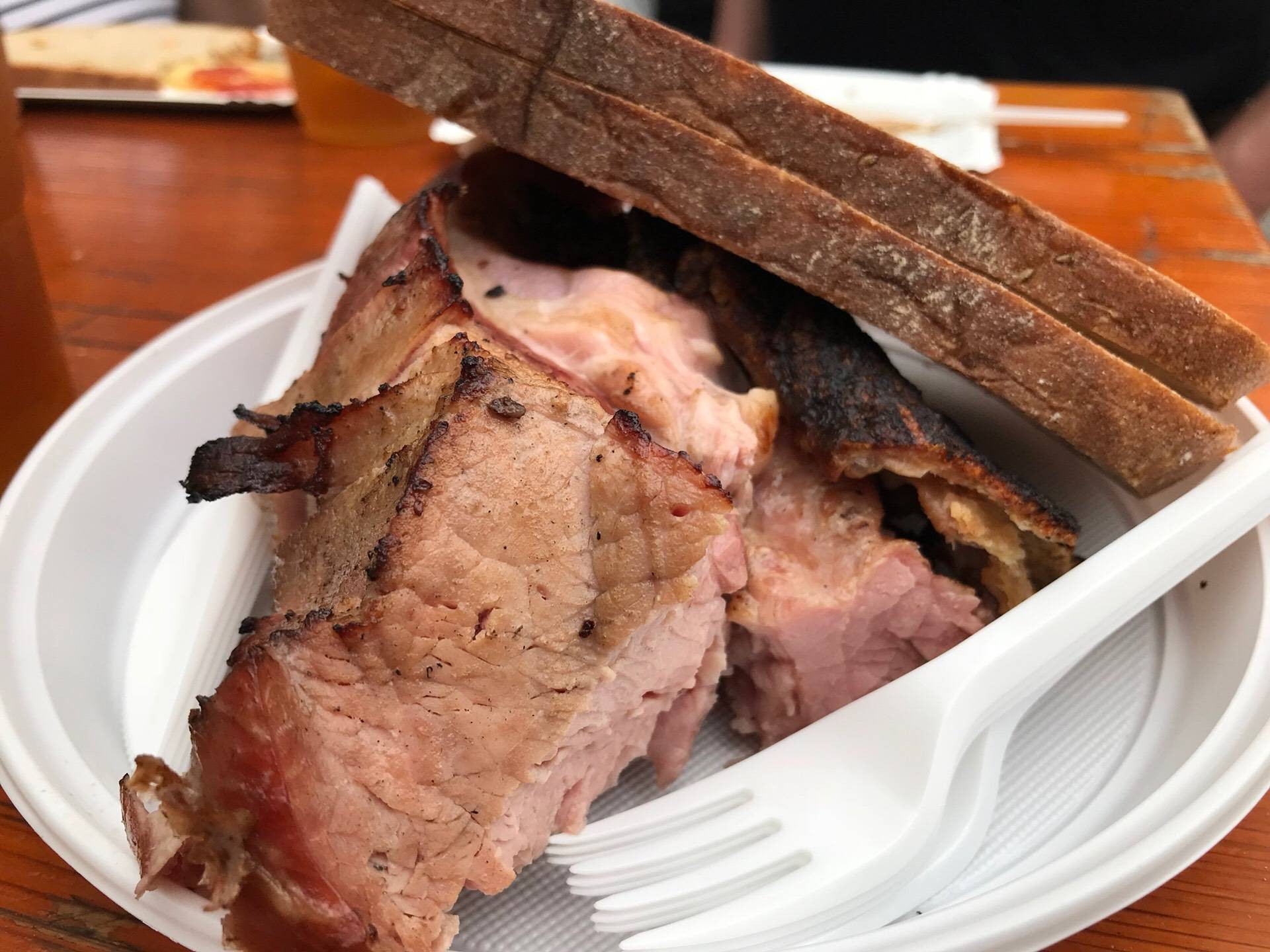 ร้าน Old Prague Ham | รีวิวร้านอาหาร