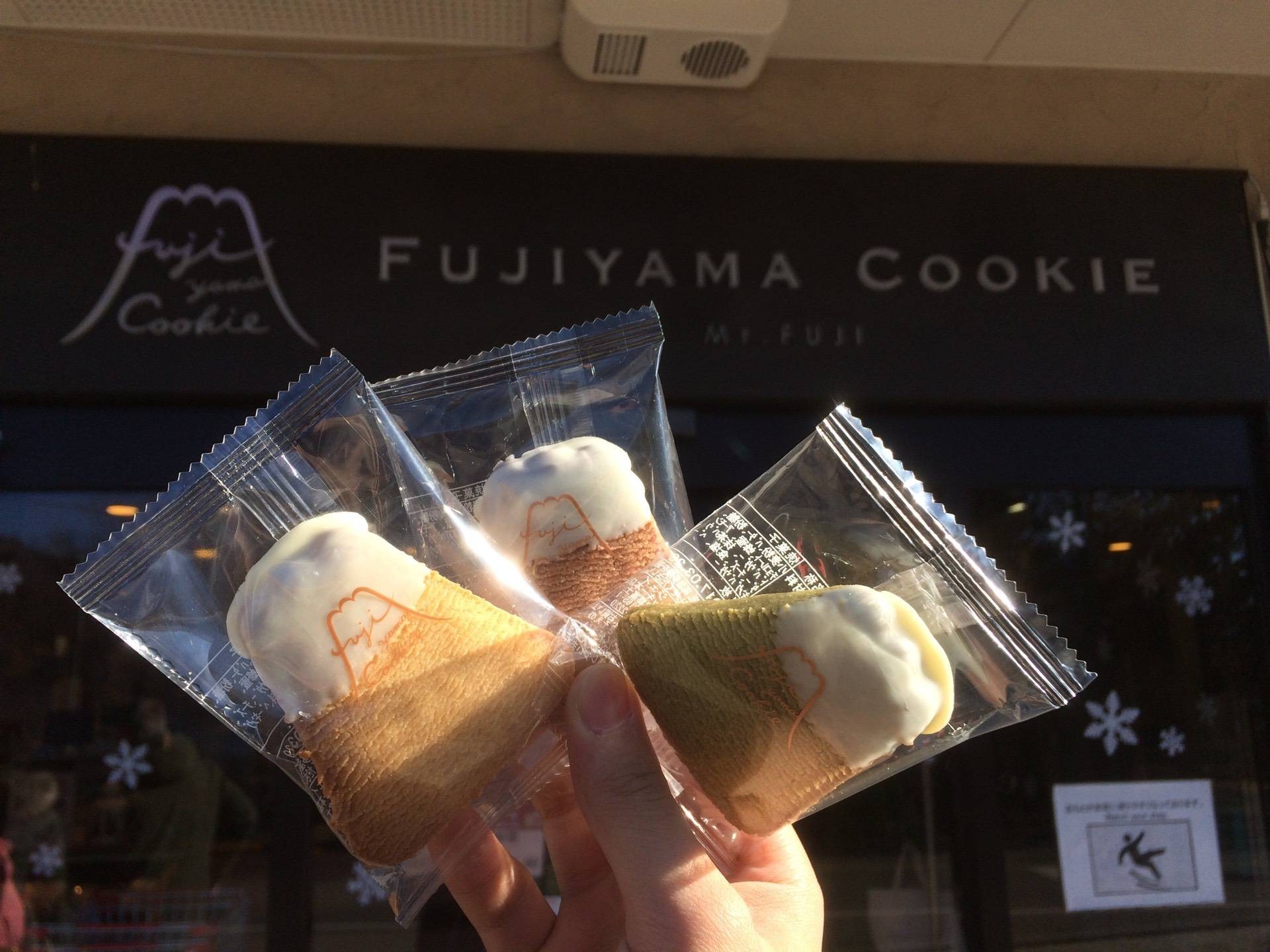 รีวิว Fujiyama Cookie - Cookies ภูเขาไฟฟุจิ