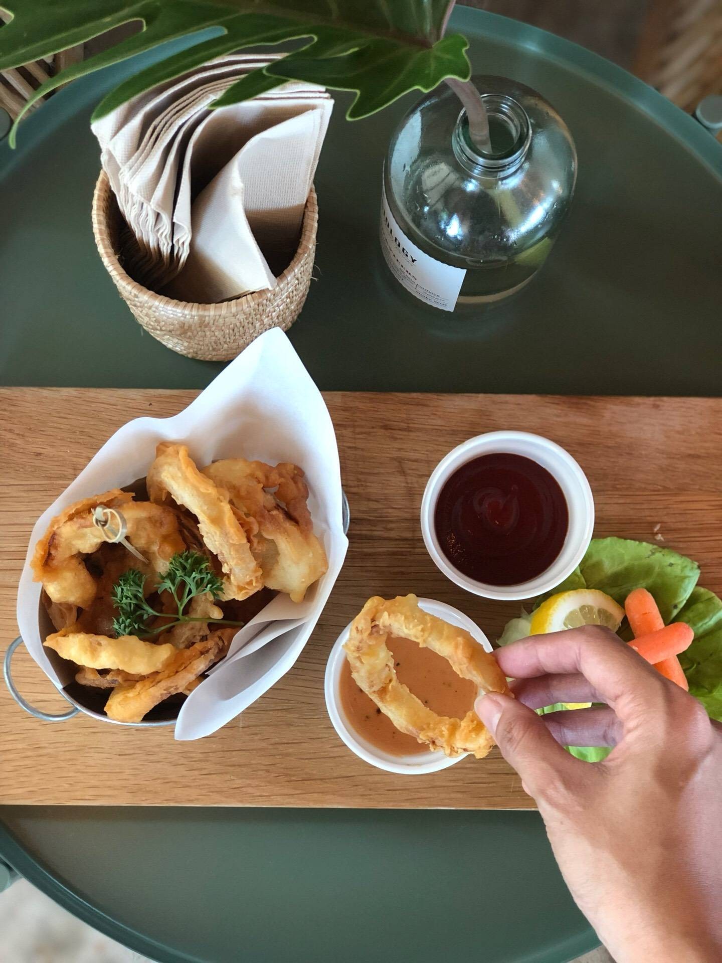 Onion Rings ร้าน Fat Submarine Cafe