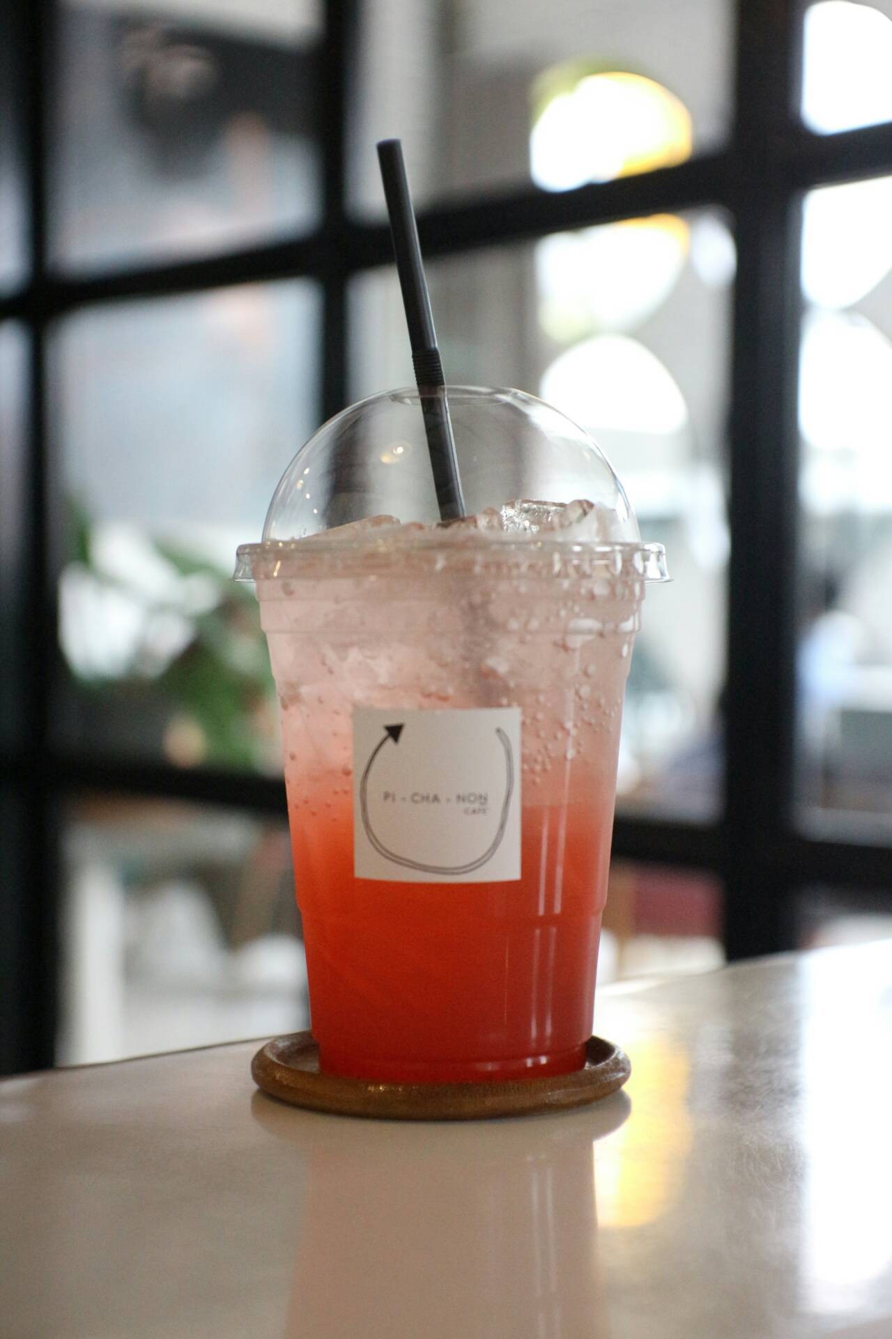 รีวิว PI-CHA-NON CAFE - ร้านกาแฟที่แต่งร้านชิคมาก