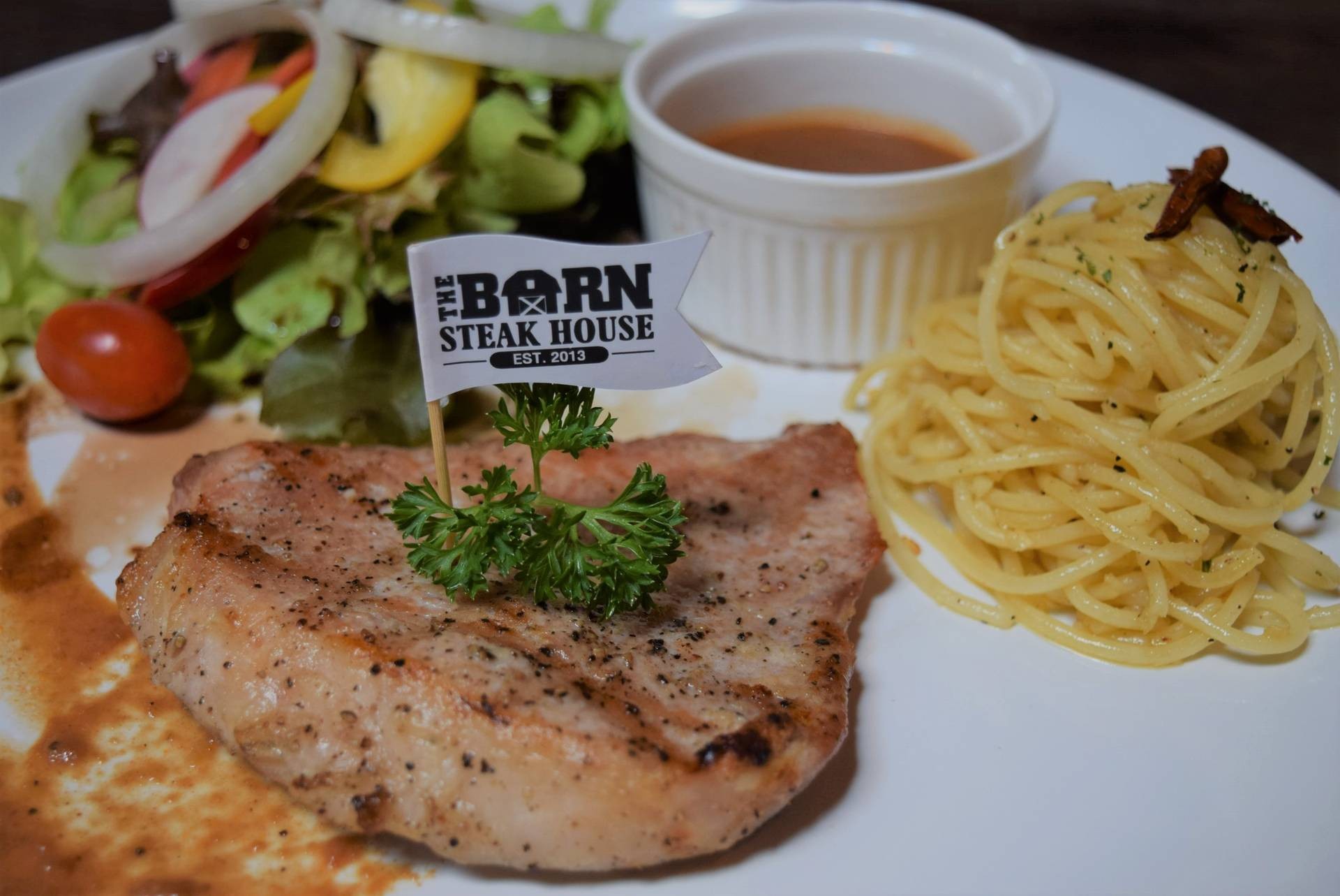 ร้าน The Barn Steak House At Hidden village | รีวิวร้านอาหาร