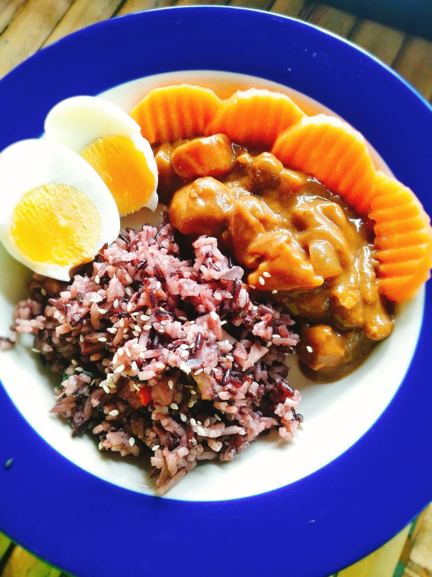 สูตร แกงกะหรี่ญี่ปุ่น พร้อมวิธีทำโดย NADIA KUMA - Wongnai Cooking