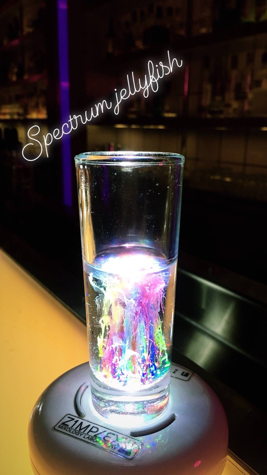 รีวิว Zimplex - Cocktails สีสันสวยงาม รสชาติโอเค พนักงานแนะนำดี