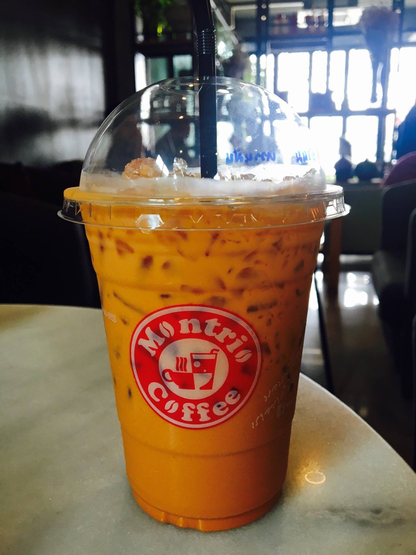 รีวิว Montrio Coffee Eastern Seaboard 1 - น้ำอร่อย แต่งร้านน่ารัก - Wongnai