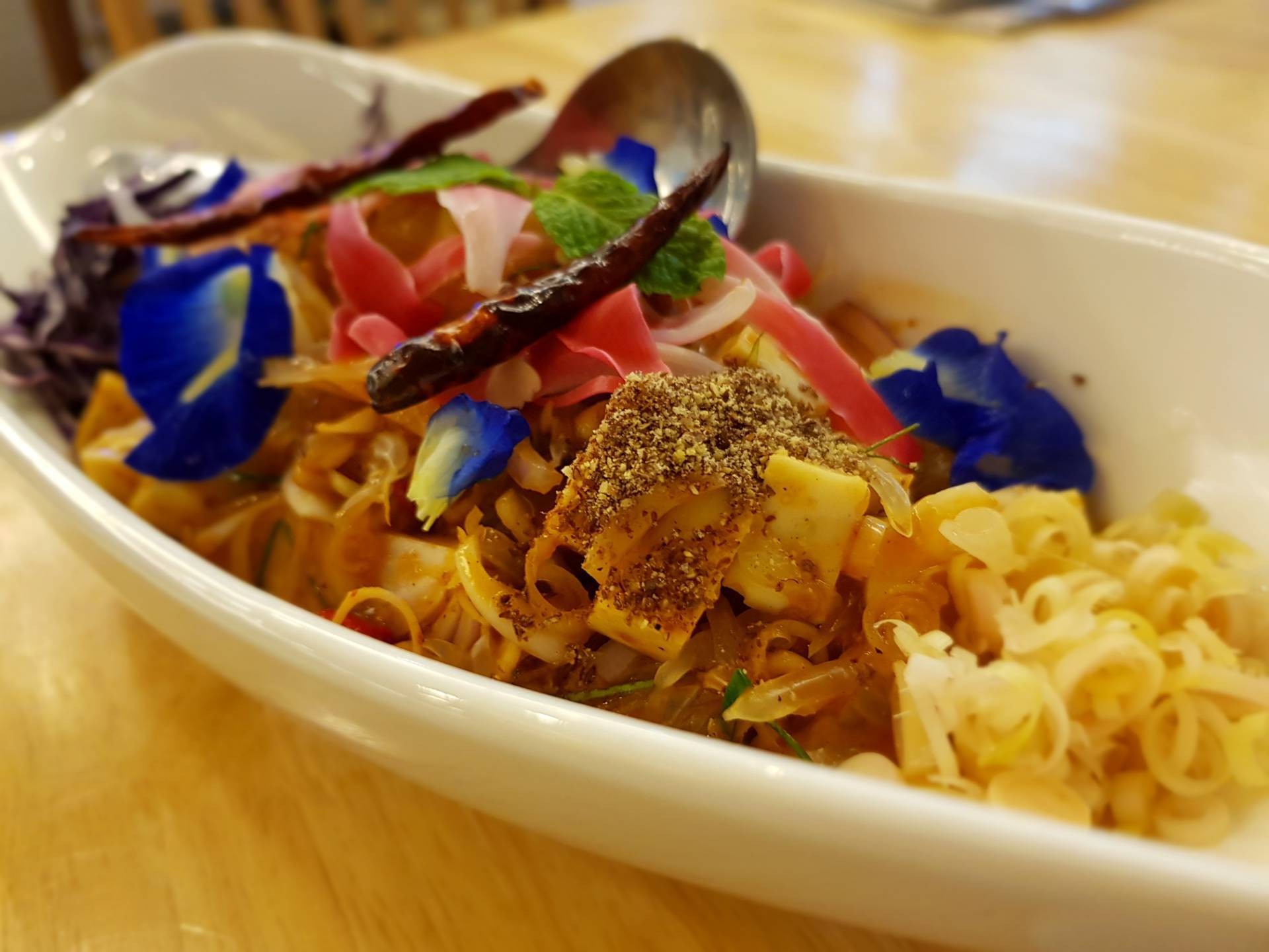 พล่าฟ้าใส ร้าน ต้นกล้า ฟ้าใส (Tonklar Facai) หนองแขม