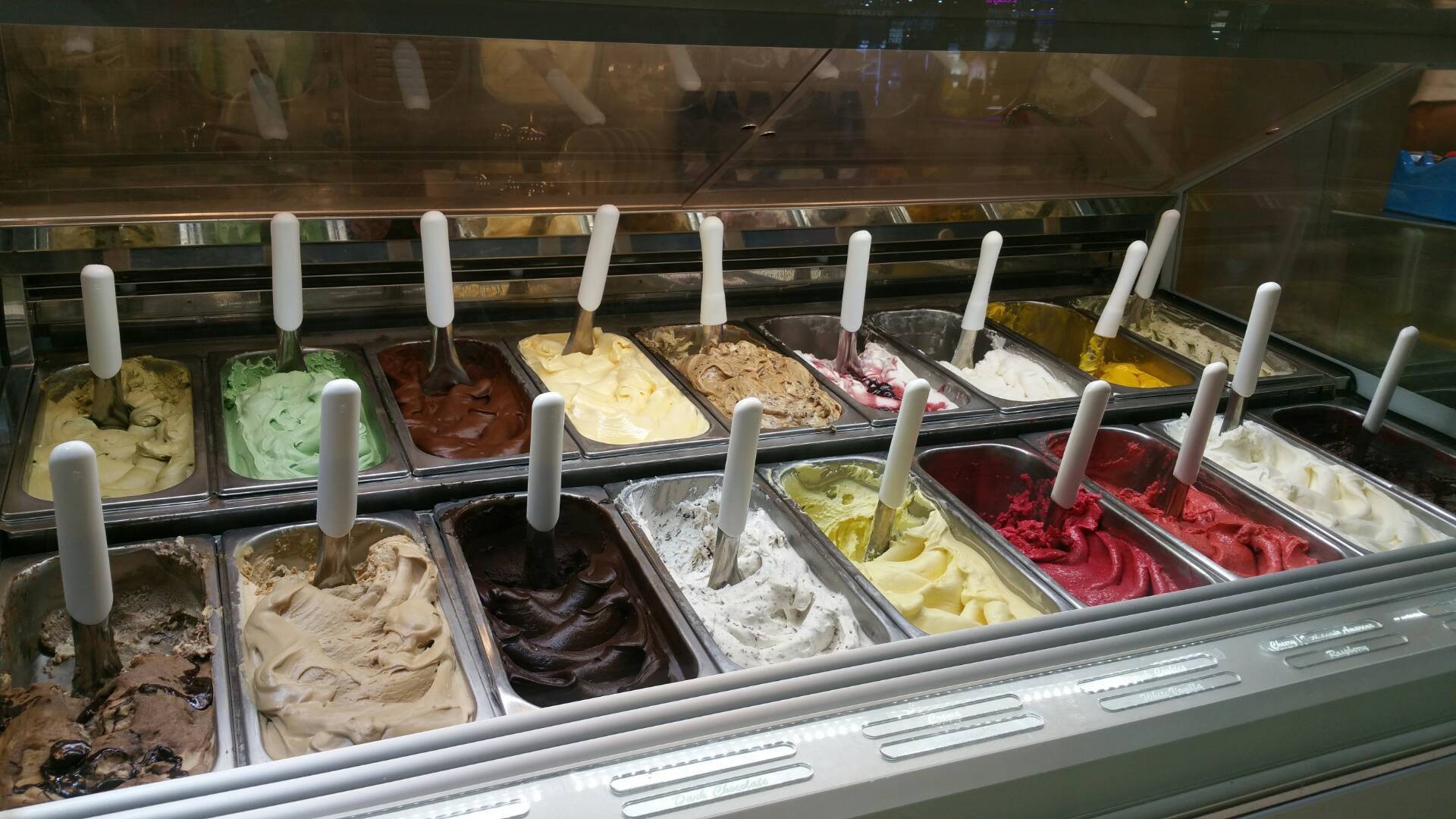 รูป Crema gelato & bombe siam square one