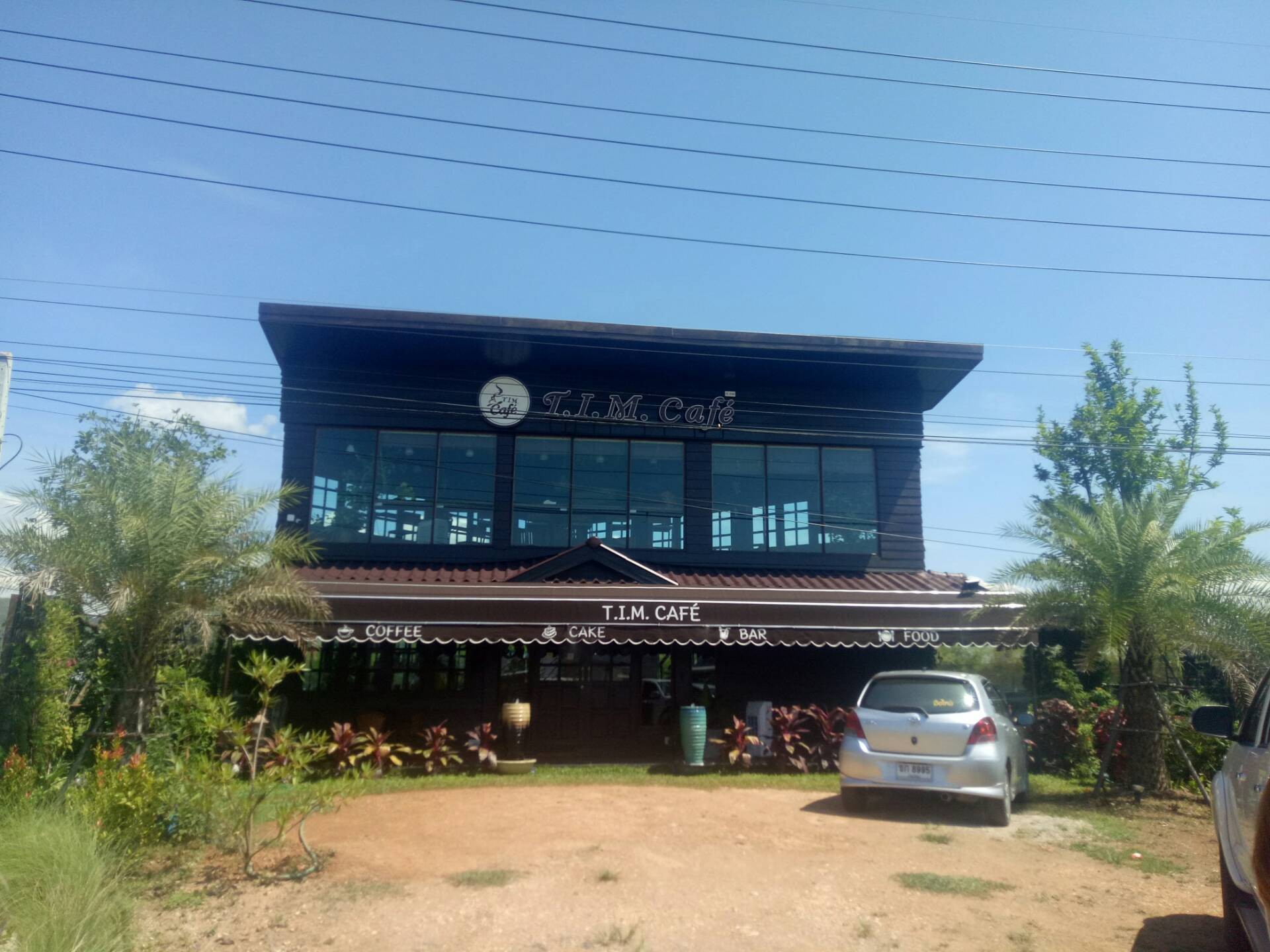 รีวิว T. I. M. Cafe - ผ่านทางนี้แวะพักได้