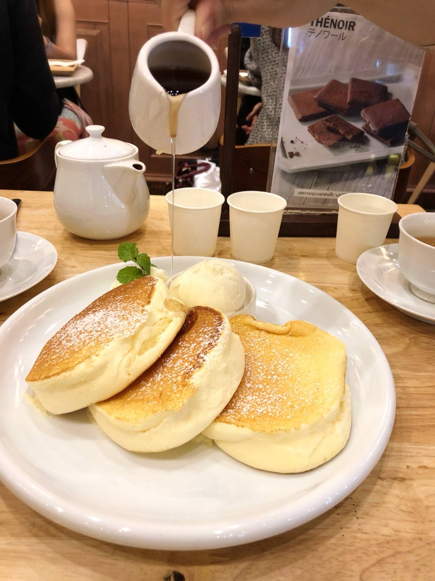 รีวิว LeTAO เซ็นทรัลพลาซาลาดพร้าว - ลองของใหม่ เห็นเด้งๆ