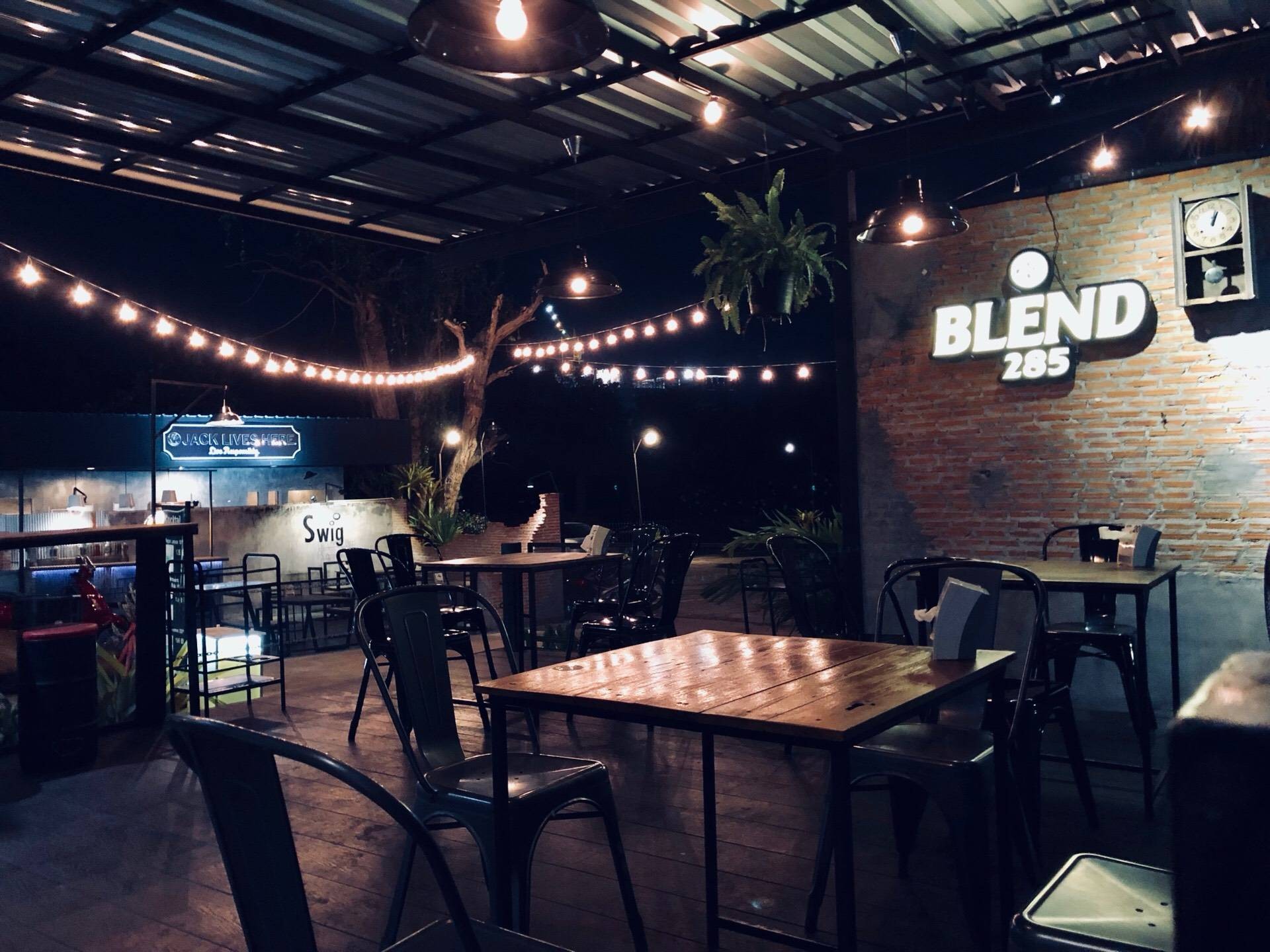 รูป Swig Bar & Restaurant