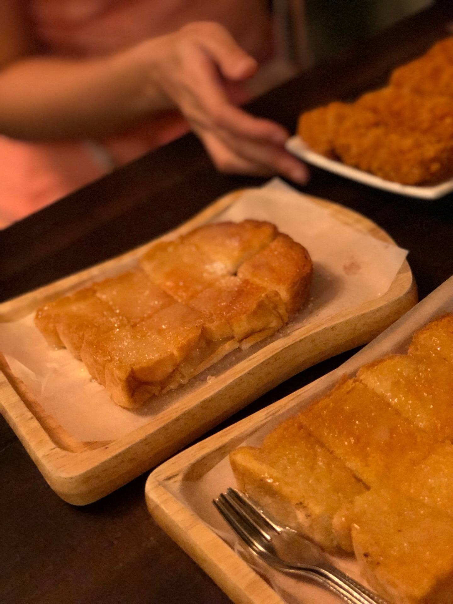 รีวิว MoreNom : Magic Bar - ร้านขนมหวานที่มีเวทมนต์อ่ะค่ะ