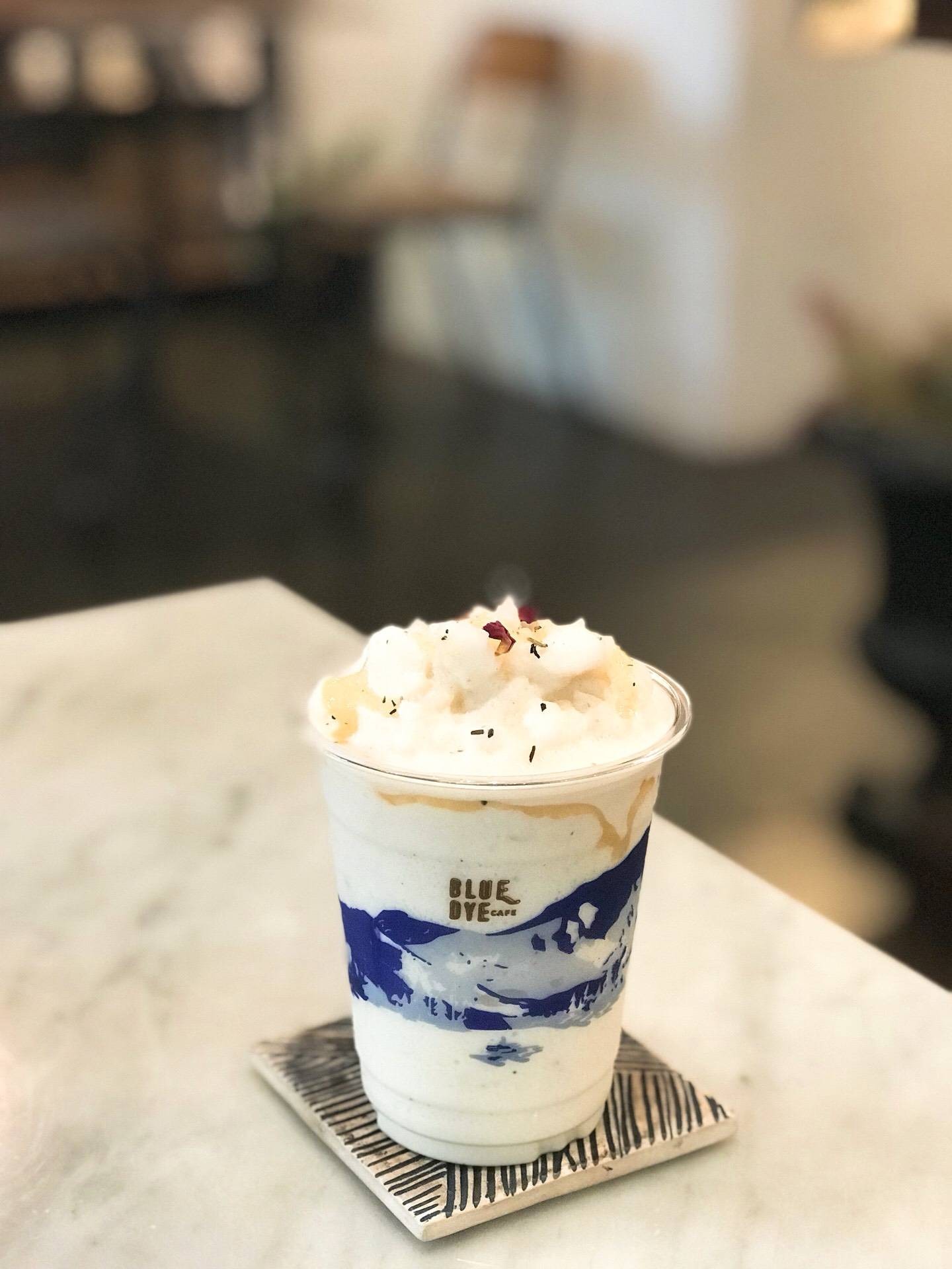 รูป Blue Dye Cafe Sukhumvit 36 - Wongnai