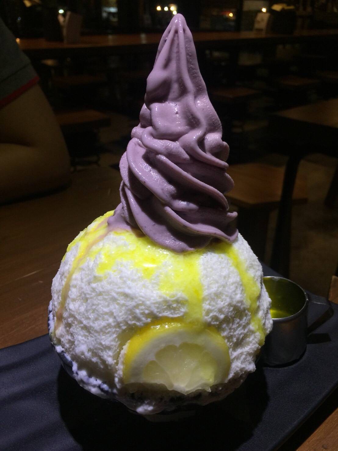 รีวิว Sofuto Cream หลัง มช. - ขนมหวานรสชาติดี ราคานักศึกษา มาได้บ่อยไม่มีเบื่อค่ะ