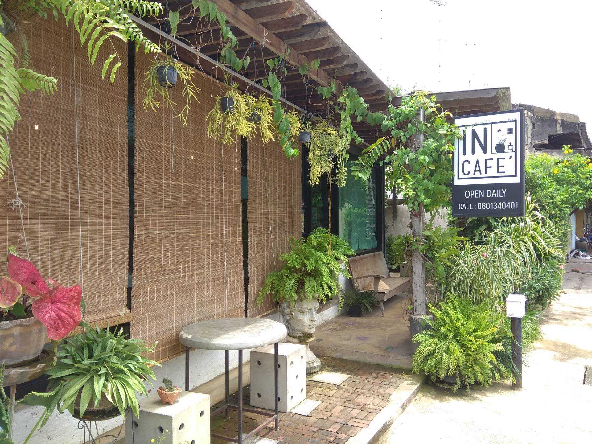 รีวิว In Cafe - คาเฟ่เล็กๆ บรรยากาศดี Best in town