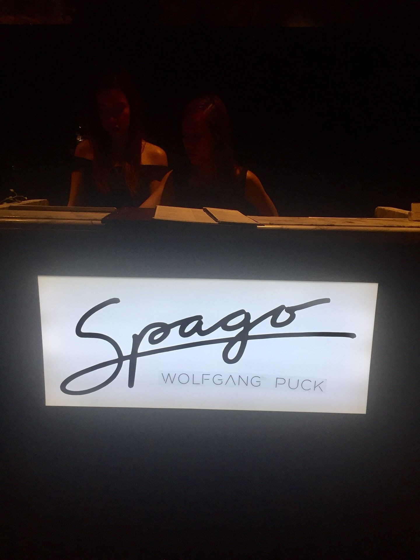 รีวิว Spago Bar & Lounge - ร้านที่เหมาะสำหรับจัดปาร์ตี้บนยอดตึก Marina ...