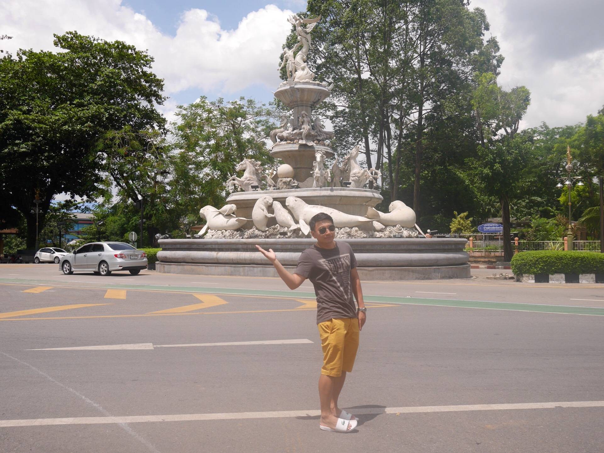 รีวิว วงเวียนปลาพะยูน - วงเวียนปลาพยูน