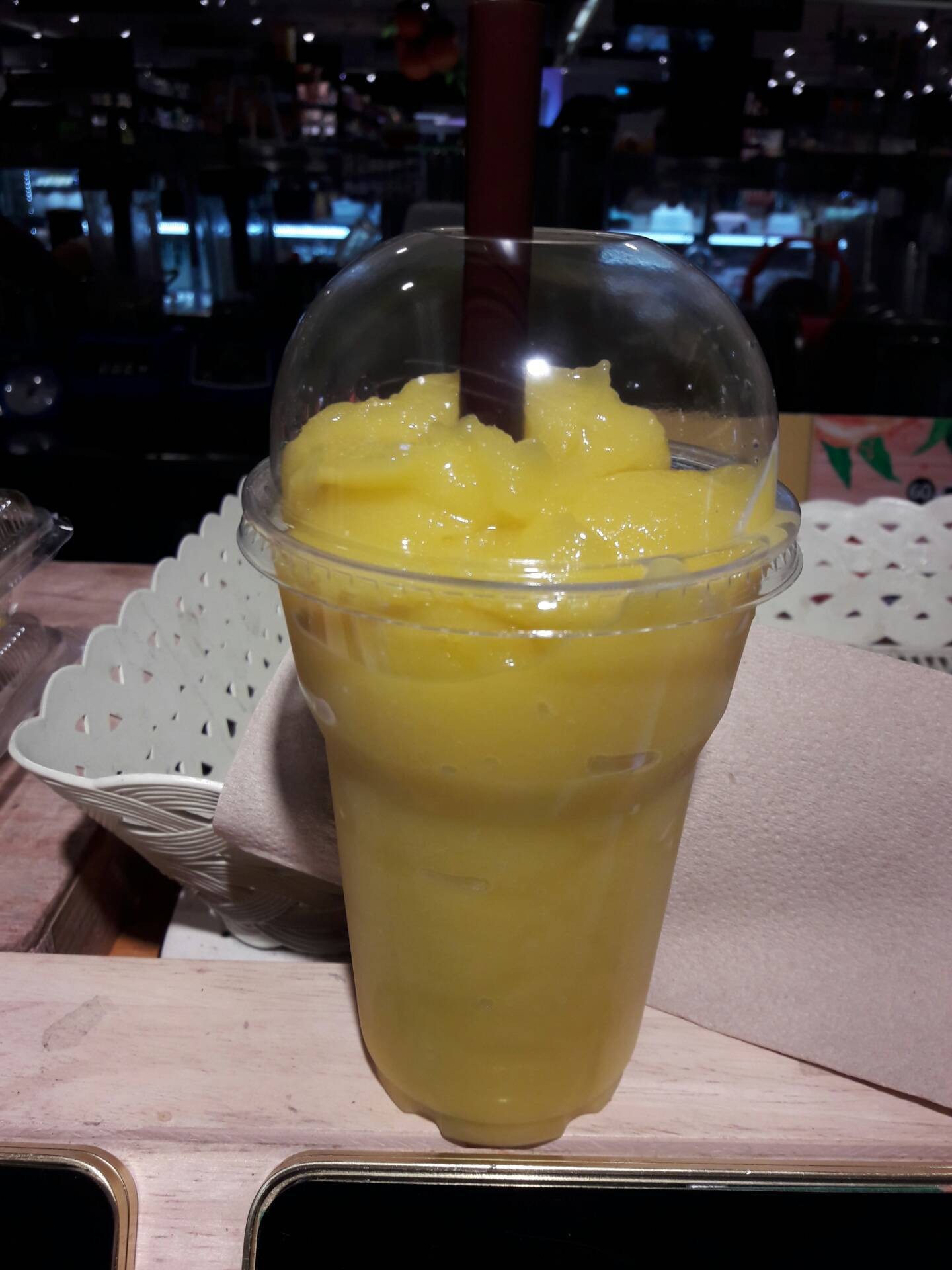 รีวิว Hello Mango เซ็นทรัล เฟสติวัล ภูเก็ต - มะม่วงปั่นสดๆๆๆอร่อยชื่นใจ