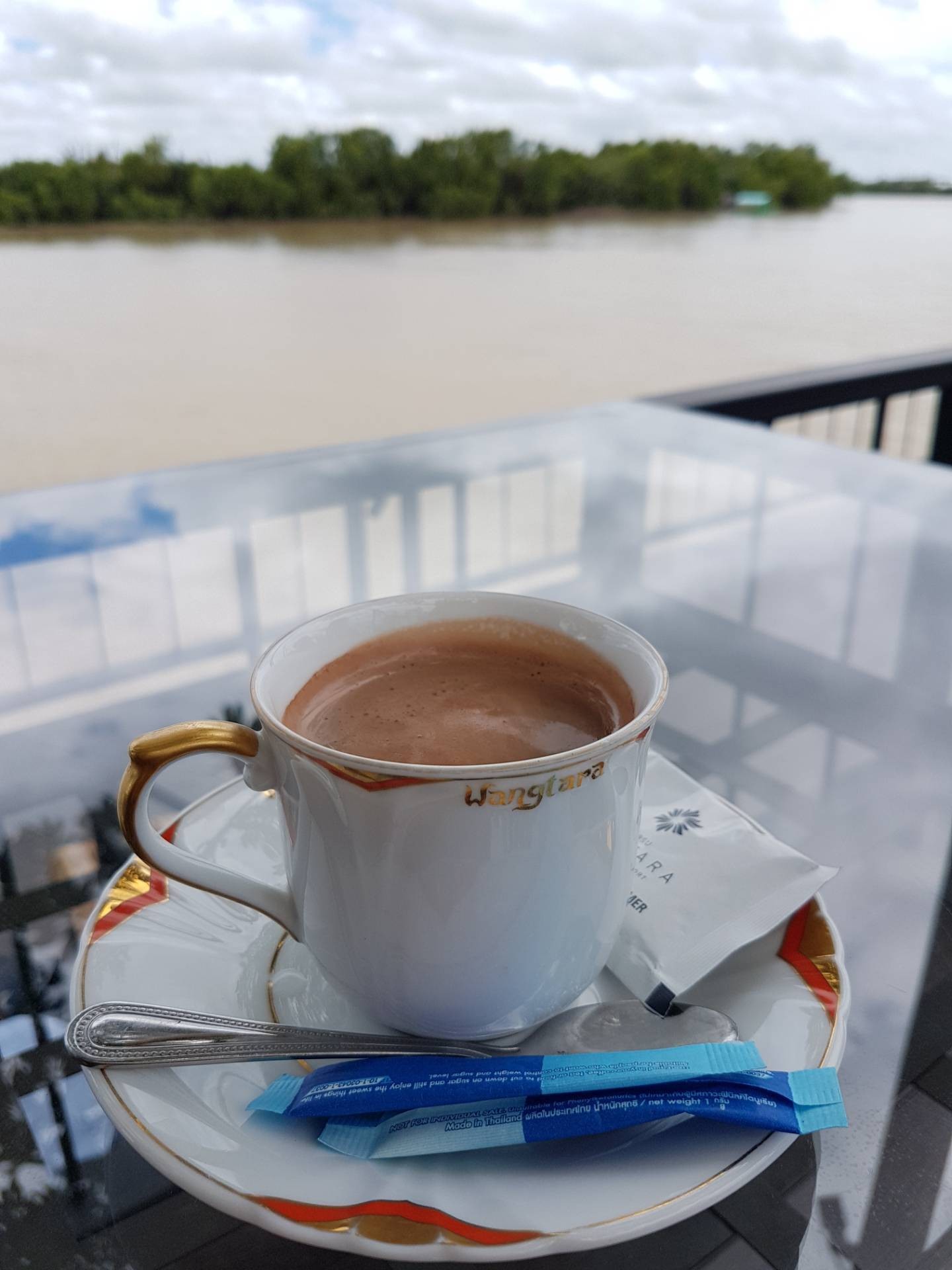 รีวิว The Sala @suntara - คาเฟ่ริมน้ำ ชิคๆ คูลๆ ริมน้ำบางปะกง - Wongnai