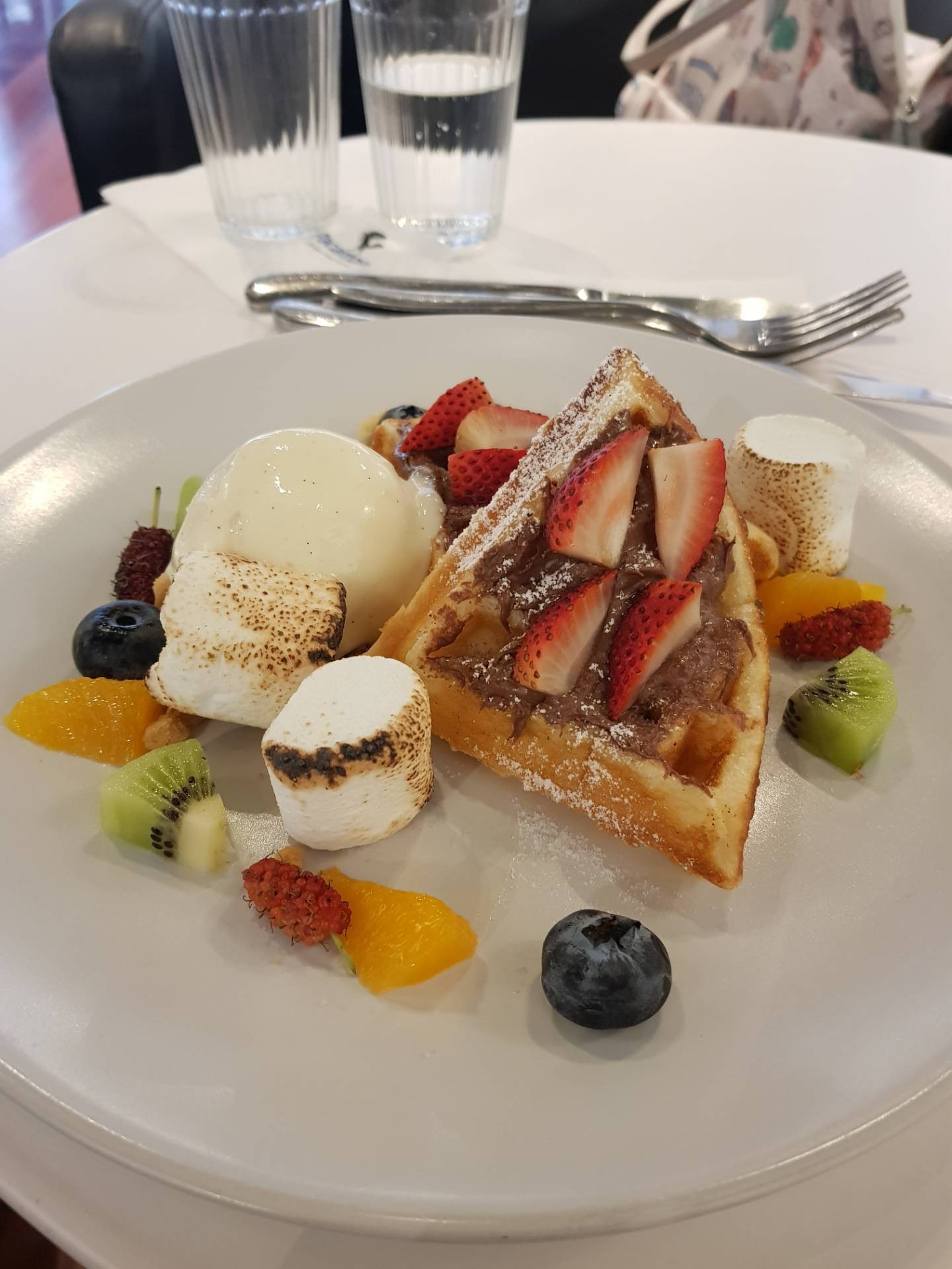 รีวิว PACAMARA Thonglor 25 - ถ้าคิดจะหาที่นั่งทำงานควรมาที่นี้