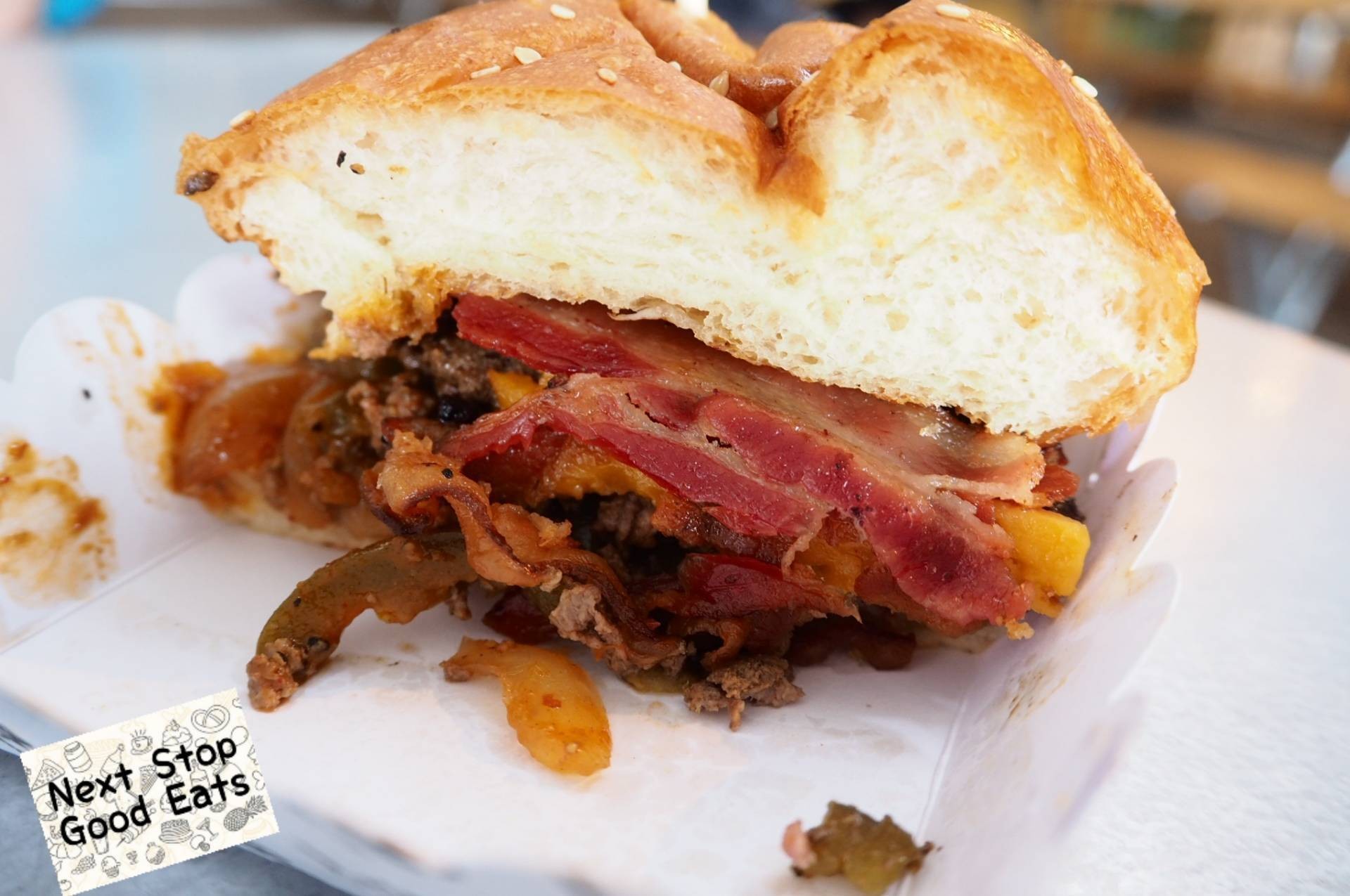 รีวิว Daniel Thaiger The Commons - Best burger in bangkok