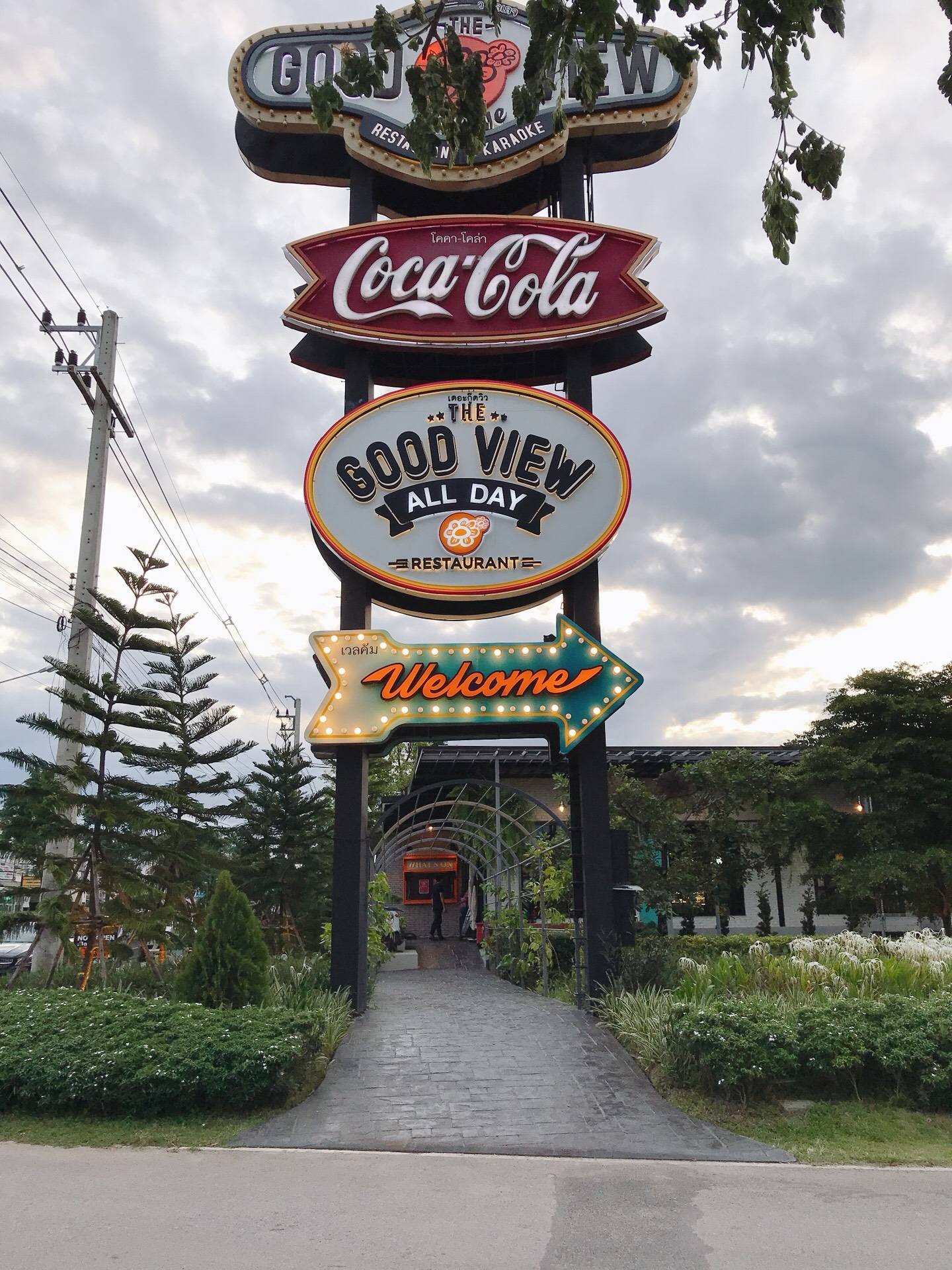 รีวิว The Good View All Day Restaurant Chiang mai - Good view มื้อ ...