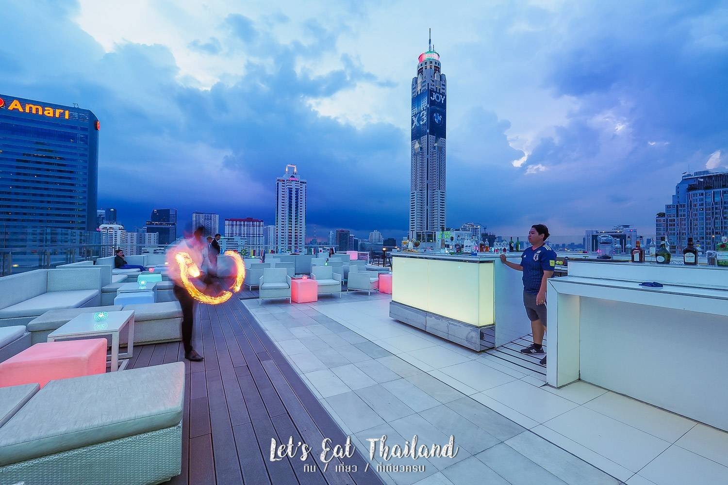 รูป WALK Rooftop Bar Centara Watergate Pavillion Hotel Bangkok