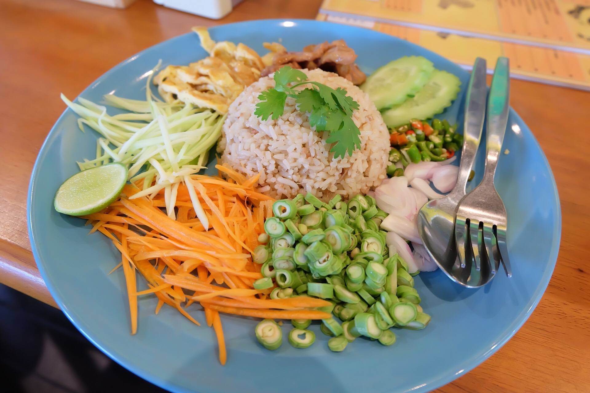 รีวิว Ton Apple - กาแฟกลมกล่อม สเต็กอร่อย