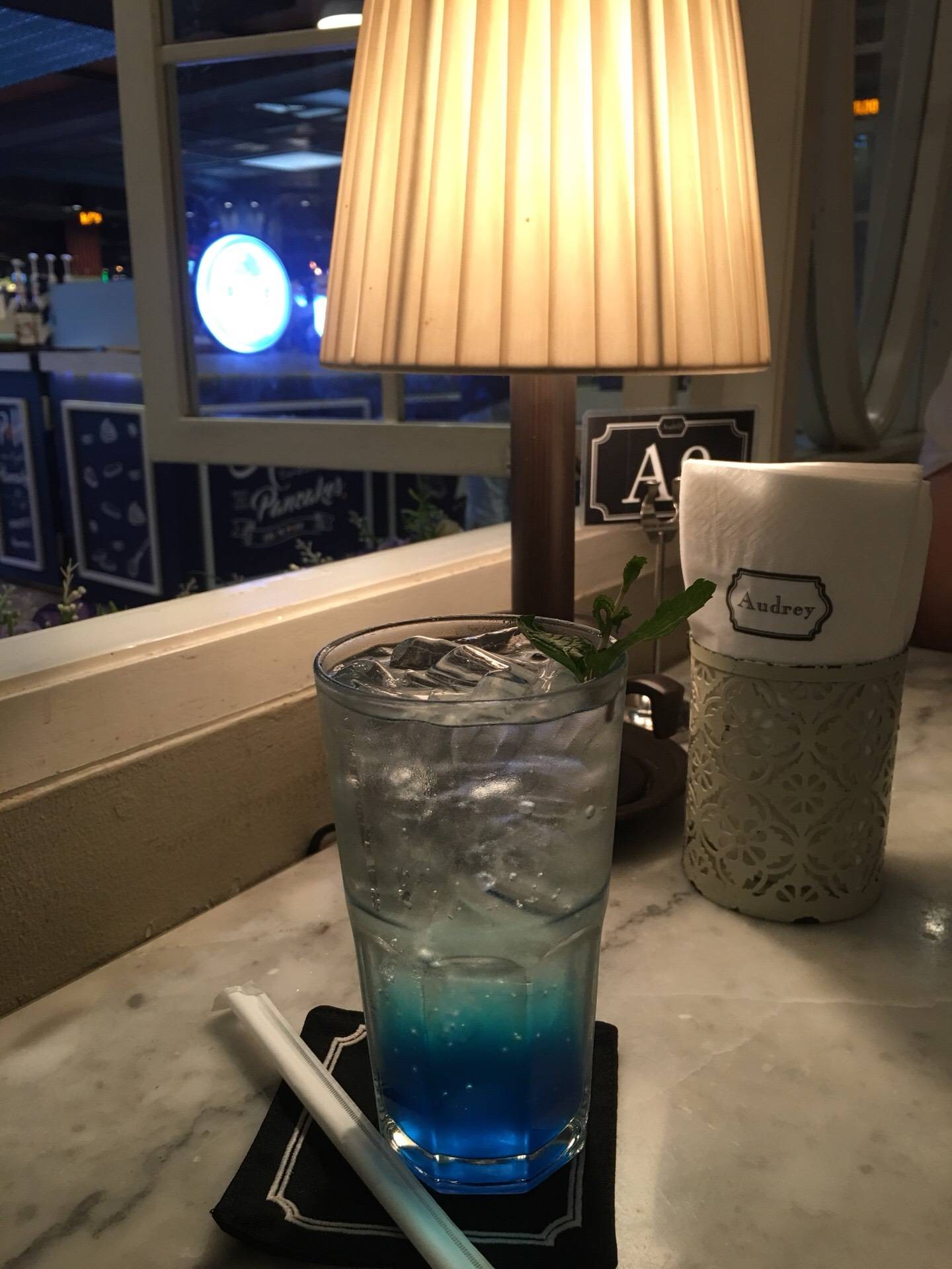 รีวิว Audrey Cafe สยามเซ็นเตอร์ ชั้น 2 - ใช้ pro buffet ของ hungry hub ...