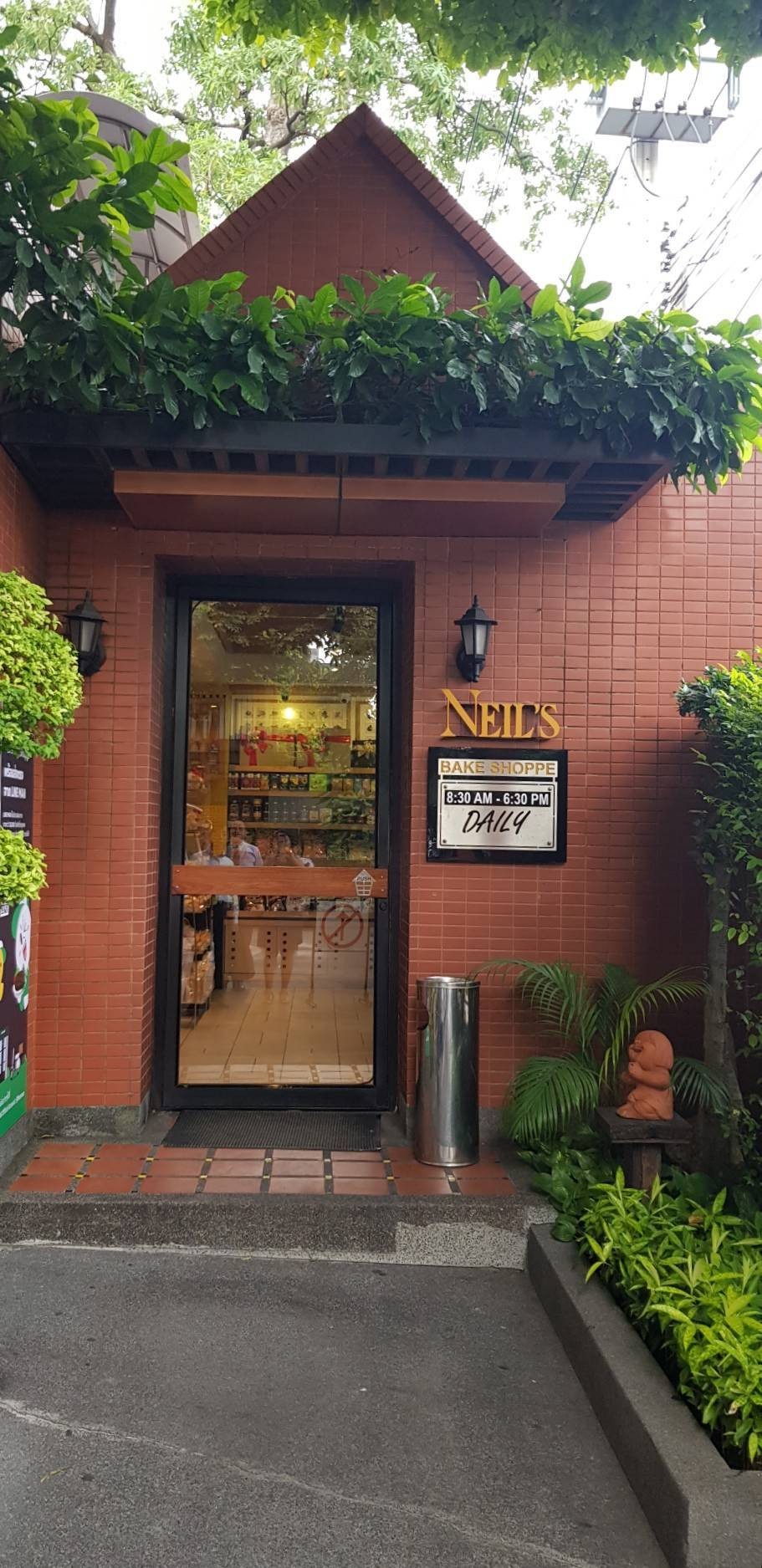 รีวิว Neil's Bake Shoppe ร่วมฤดี - เค้กอร่อยต้องที่นี่