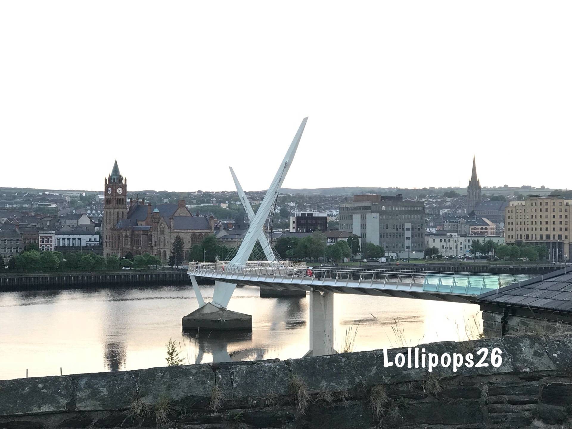 รีวิว The Peace Bridge Derry